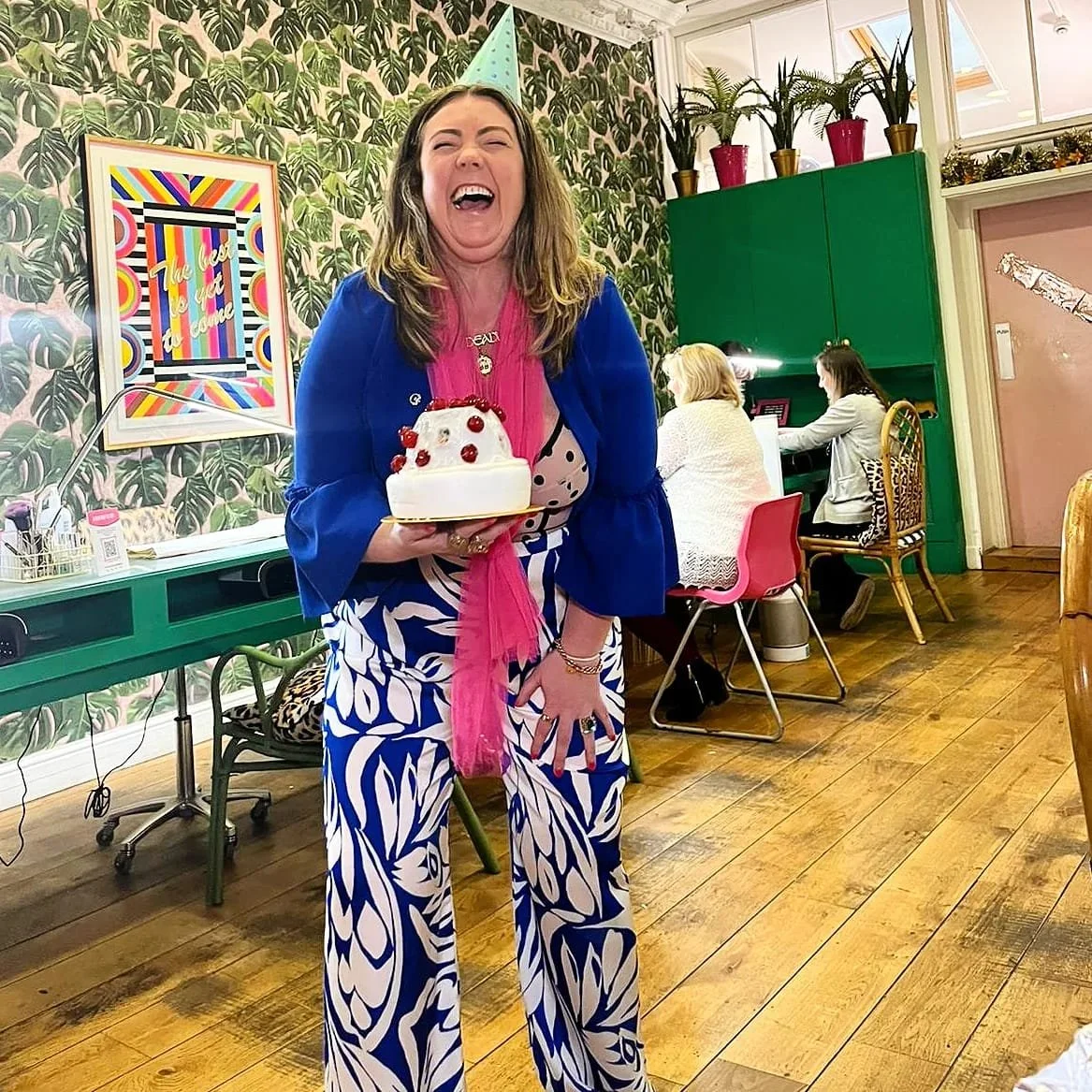 About 4 — Tropical Popical