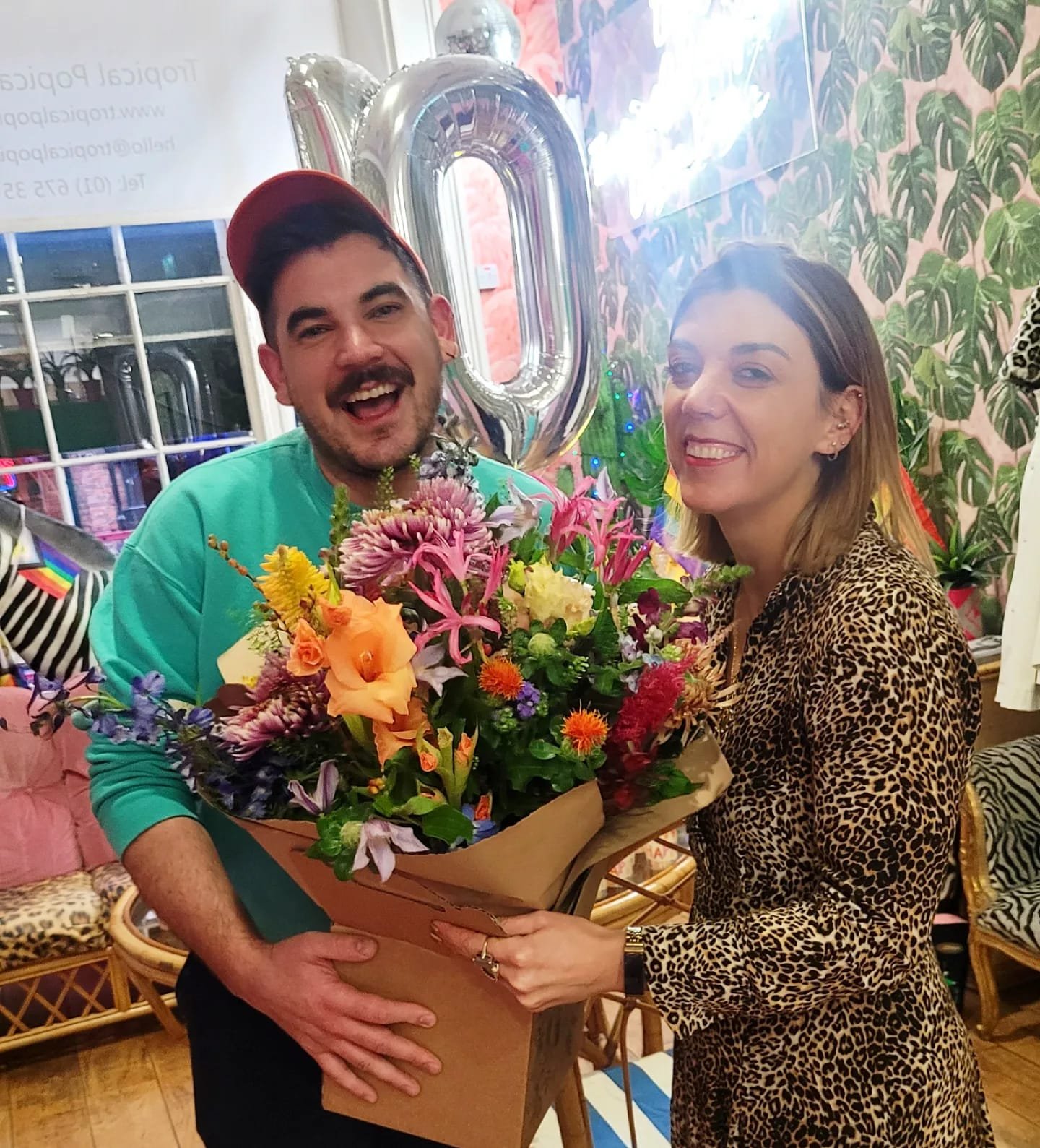 About 4 — Tropical Popical