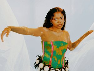 Alexia Thomas - “Lost In Space” — UpToHear
