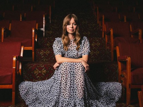 Ruth Radelet - “Shoot Me Down” — UpToHear