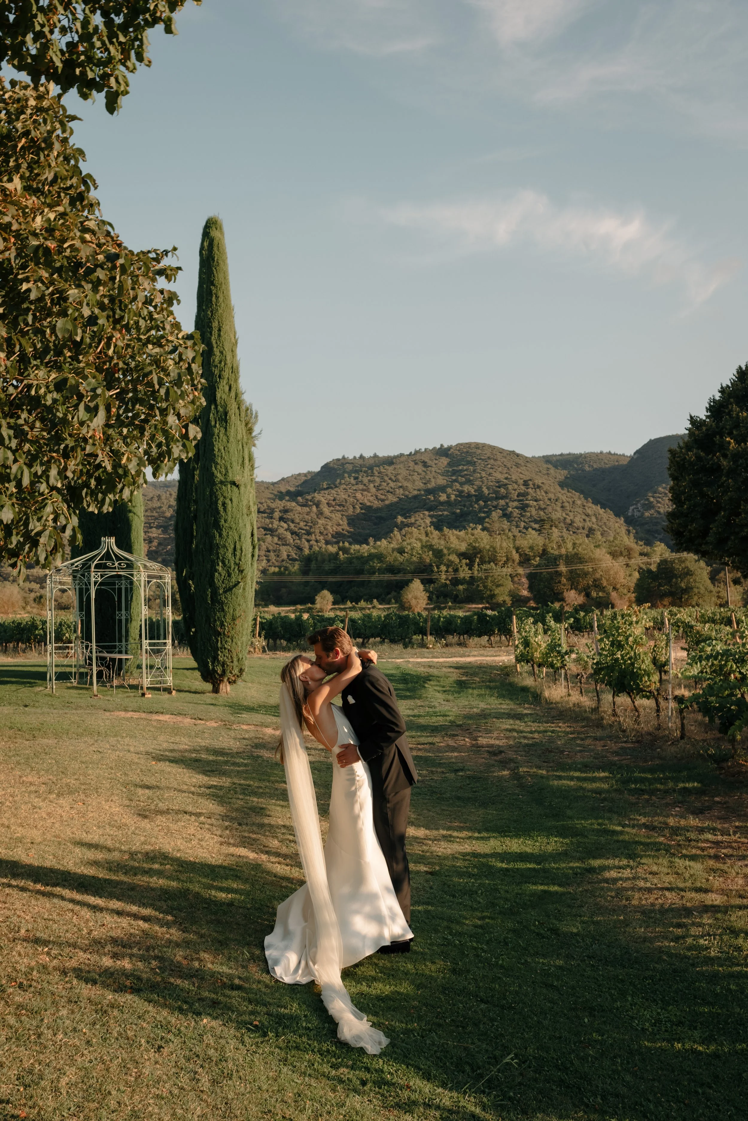 WEDDINGS BY CLAIRE MENARY