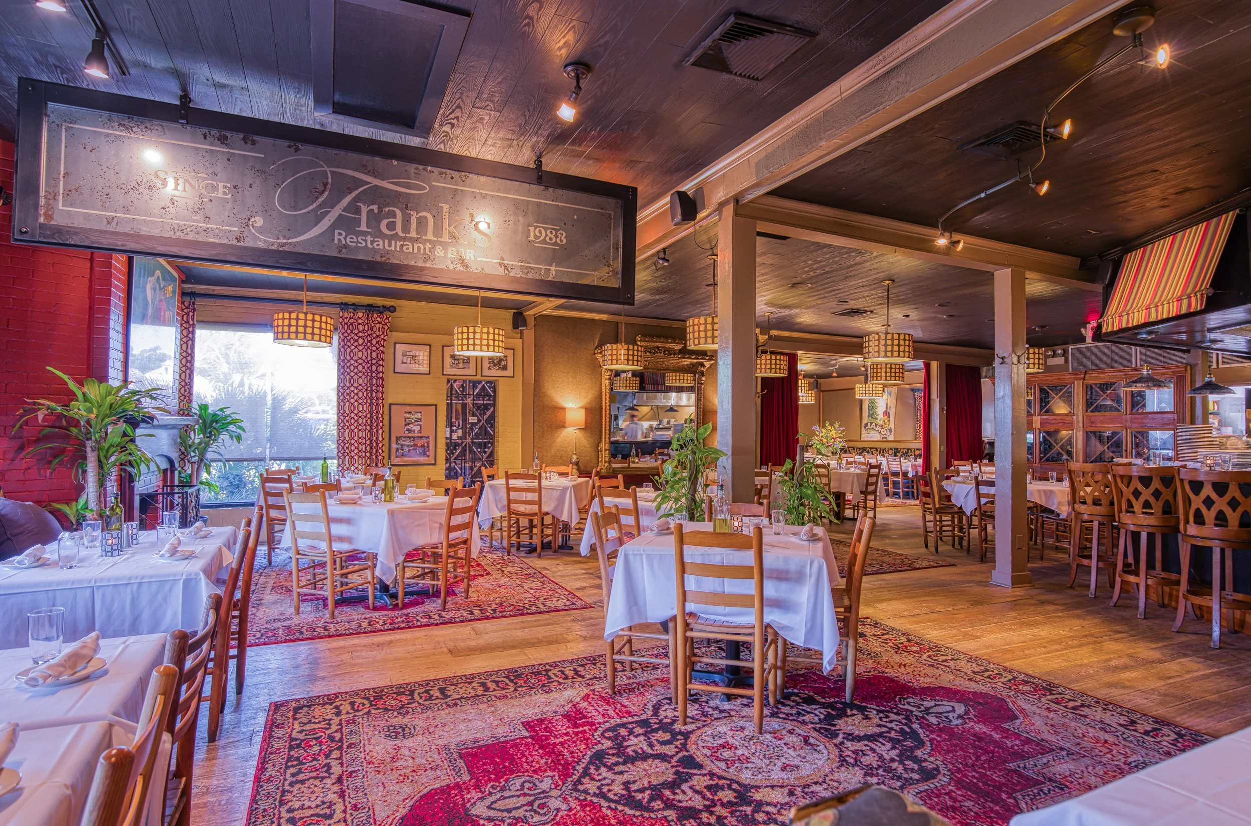 Frank's Restaurant & Bar — Franks and Franks Outback Restaurant