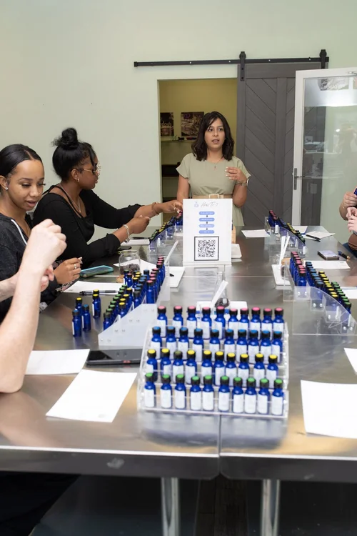 Expressive Aromas - Custom Perfume Experience