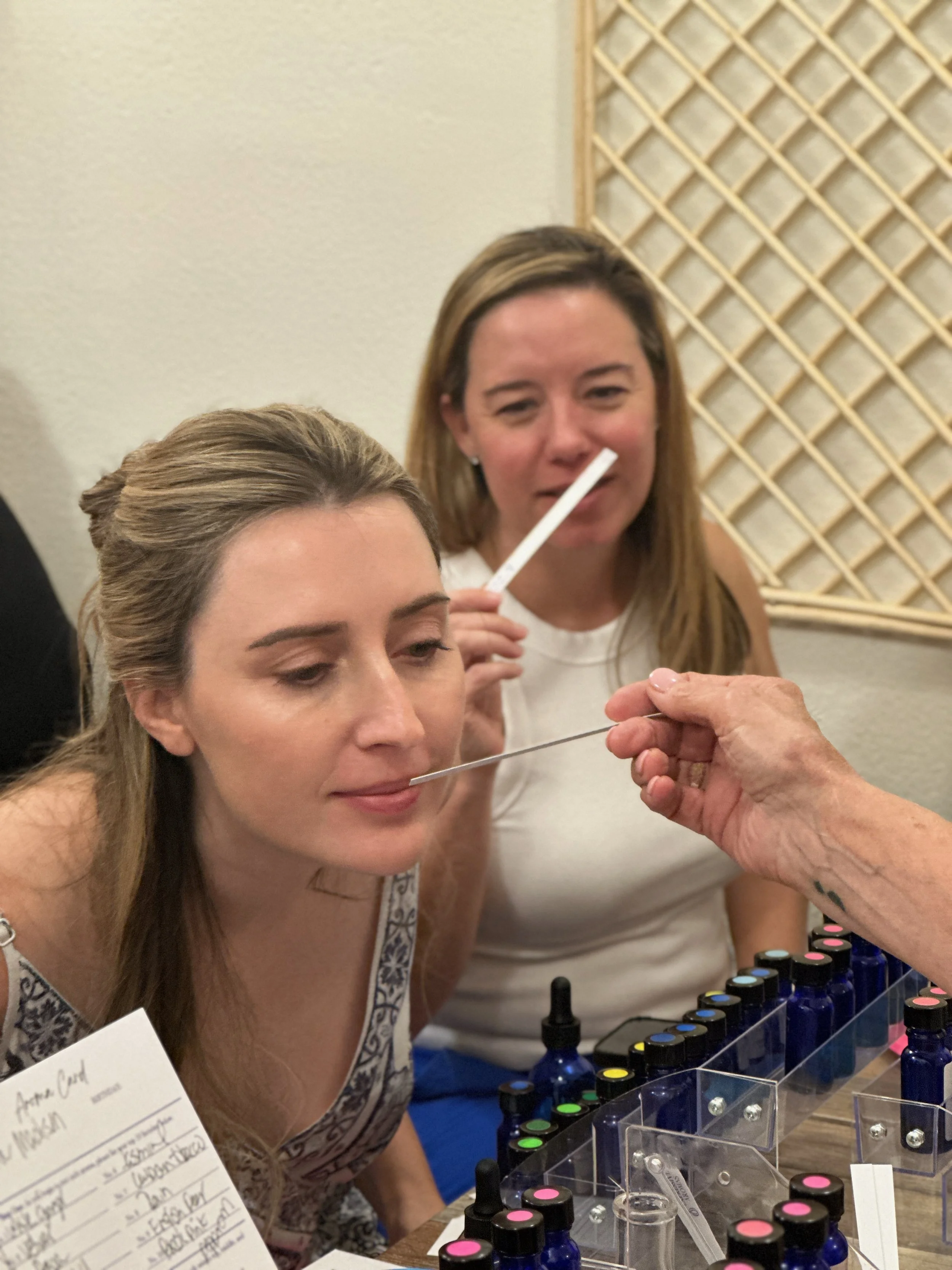 Expressive Aromas - Custom Perfume Experience