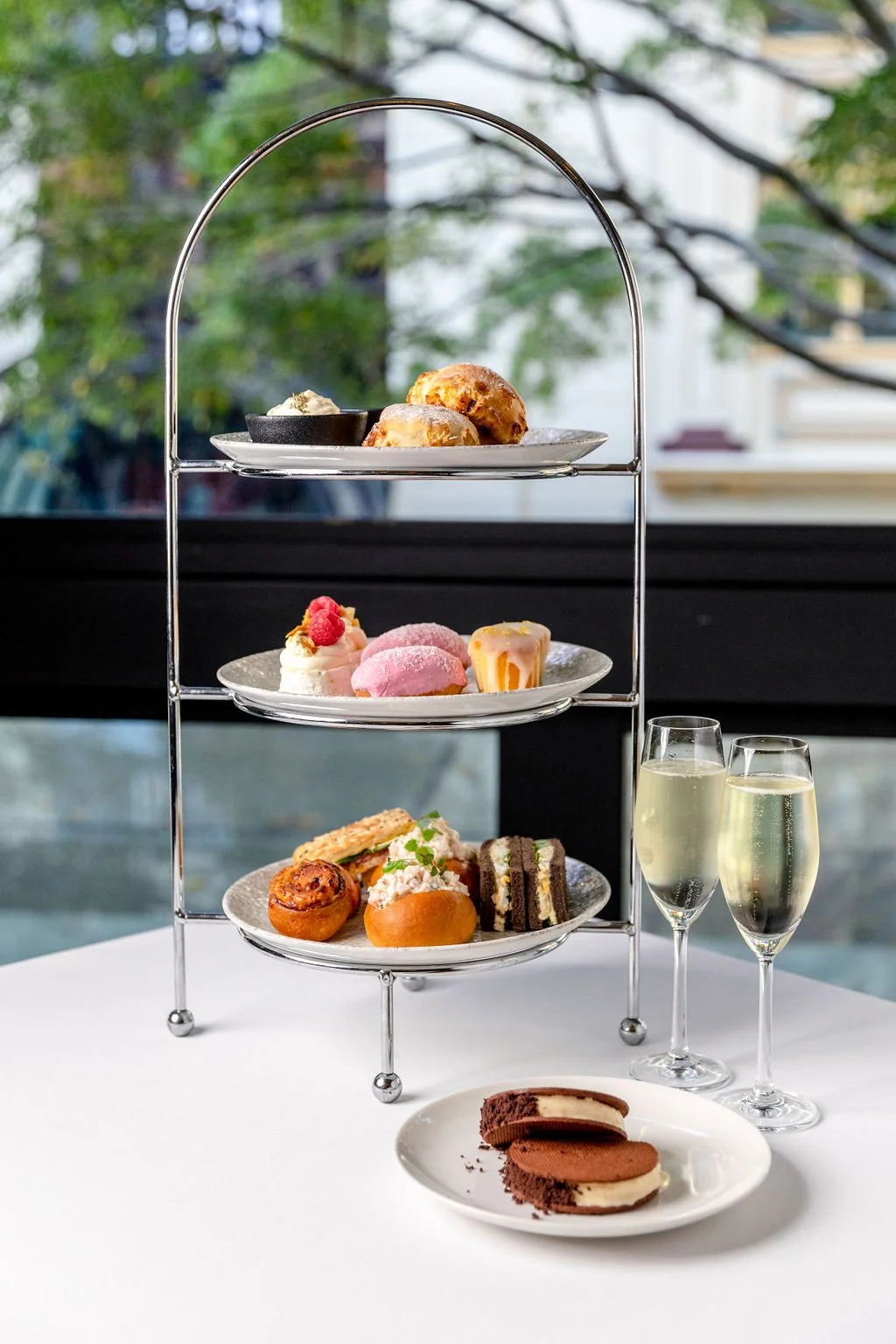 Enjoy Breakfast, Lunch, Dinner & Bar Snacks at Lennons Restaurant, or ...