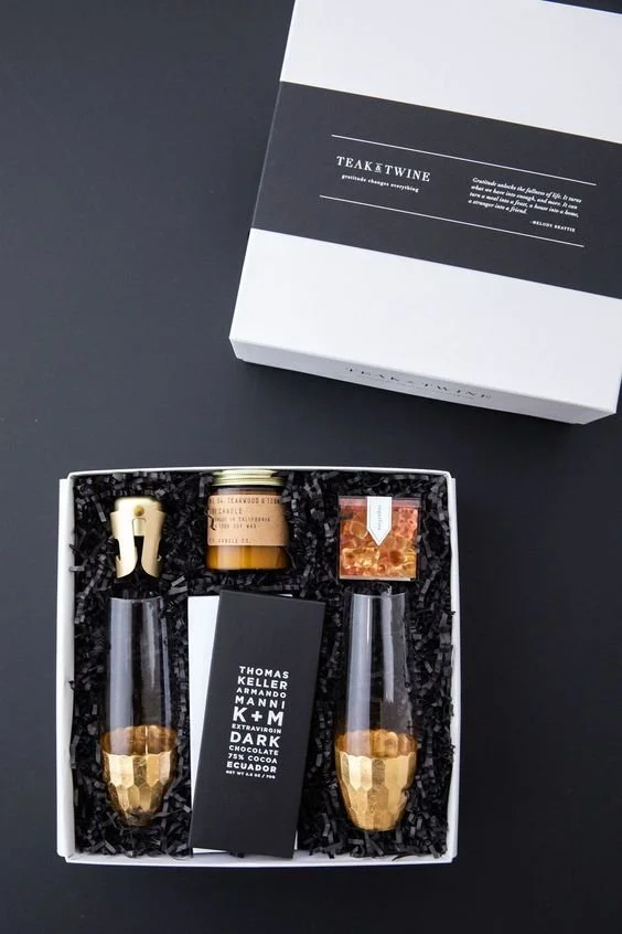 Elvermood. Welcome Pack para Empresas: La Guía con Ideas y Ejemplos 2026