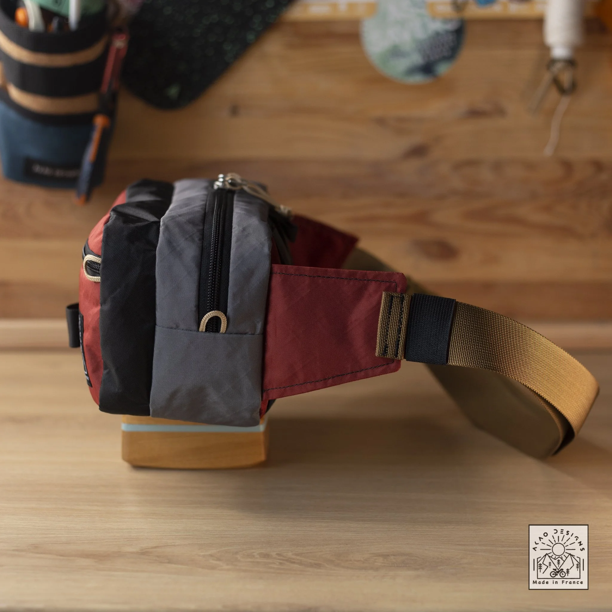 EN STOCK — Akao Designs