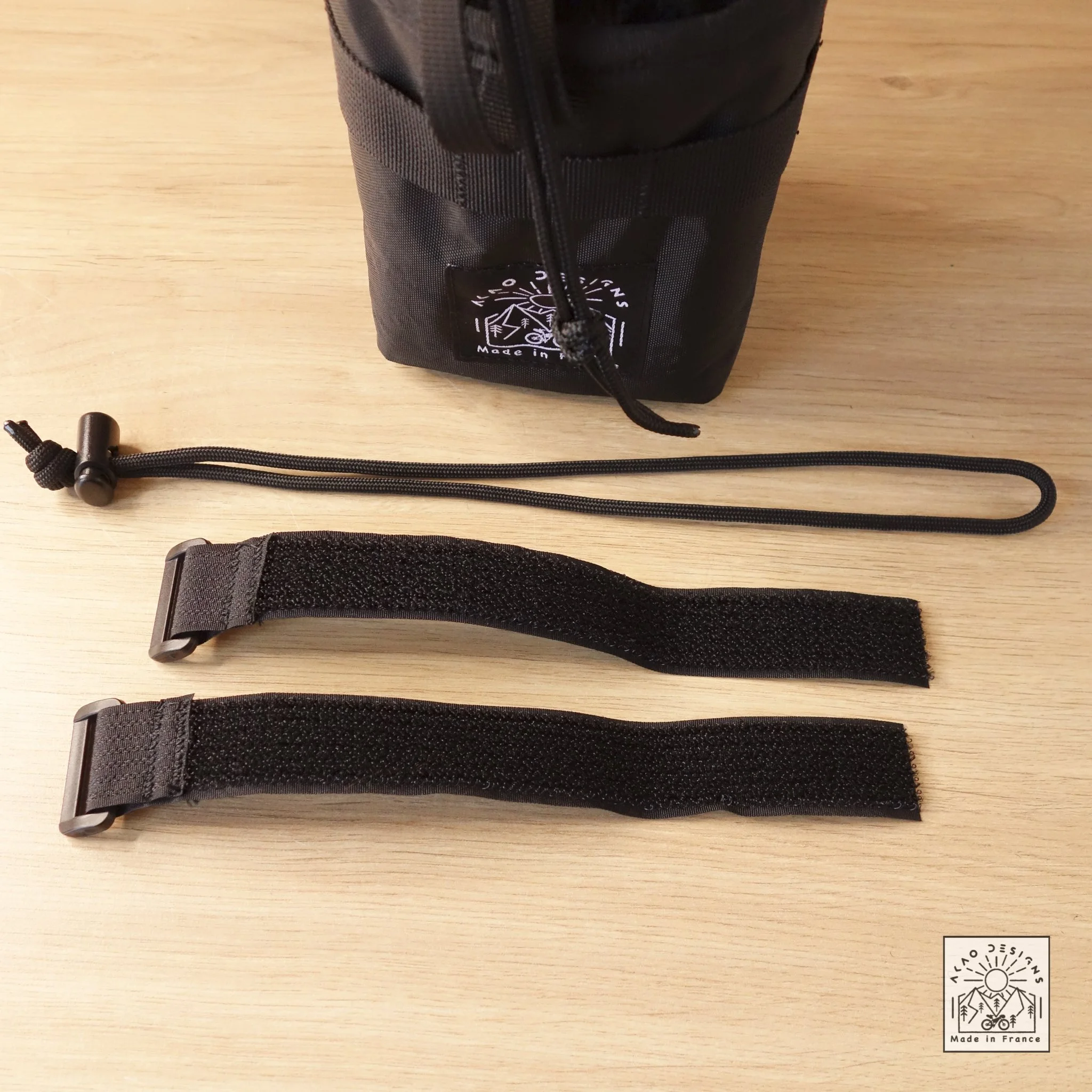 EN STOCK — Akao Designs