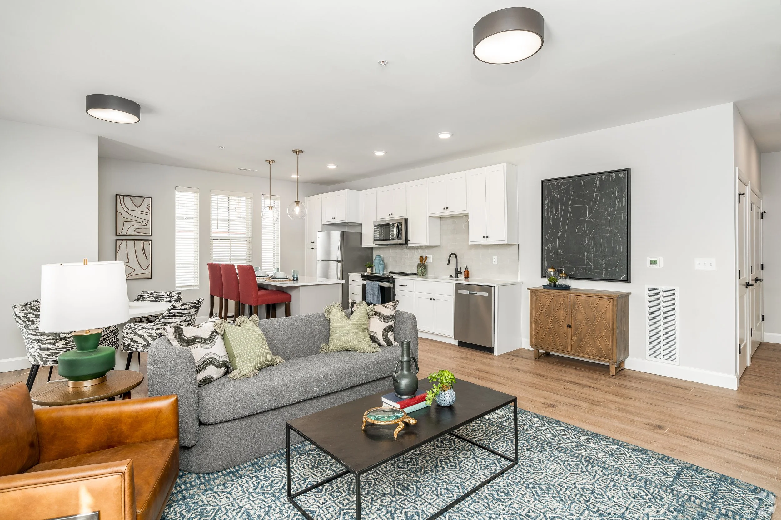 Lusso Apartments in Italian Village