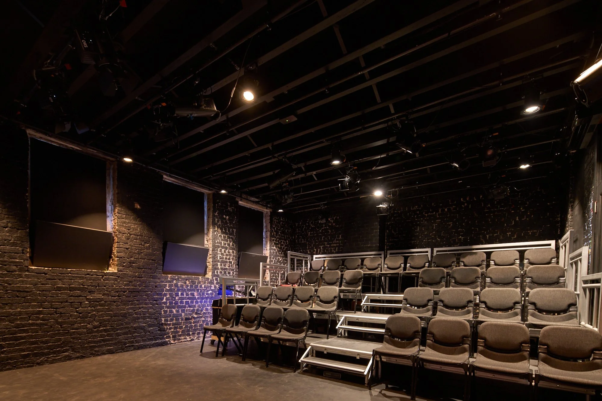 La Mama Theatre — Chroma Group