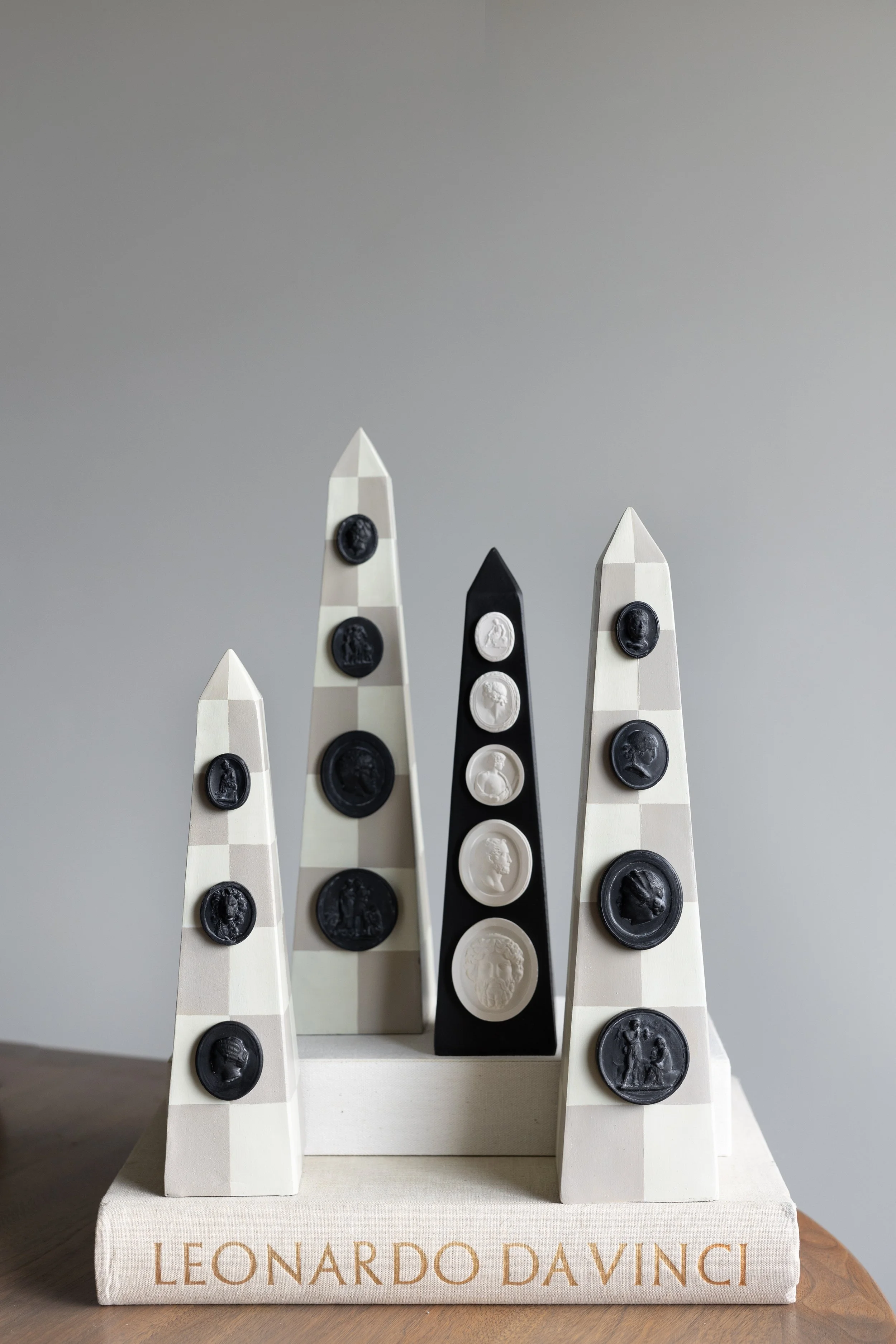 Large Checkered Obelisk 2 — STATUETTE