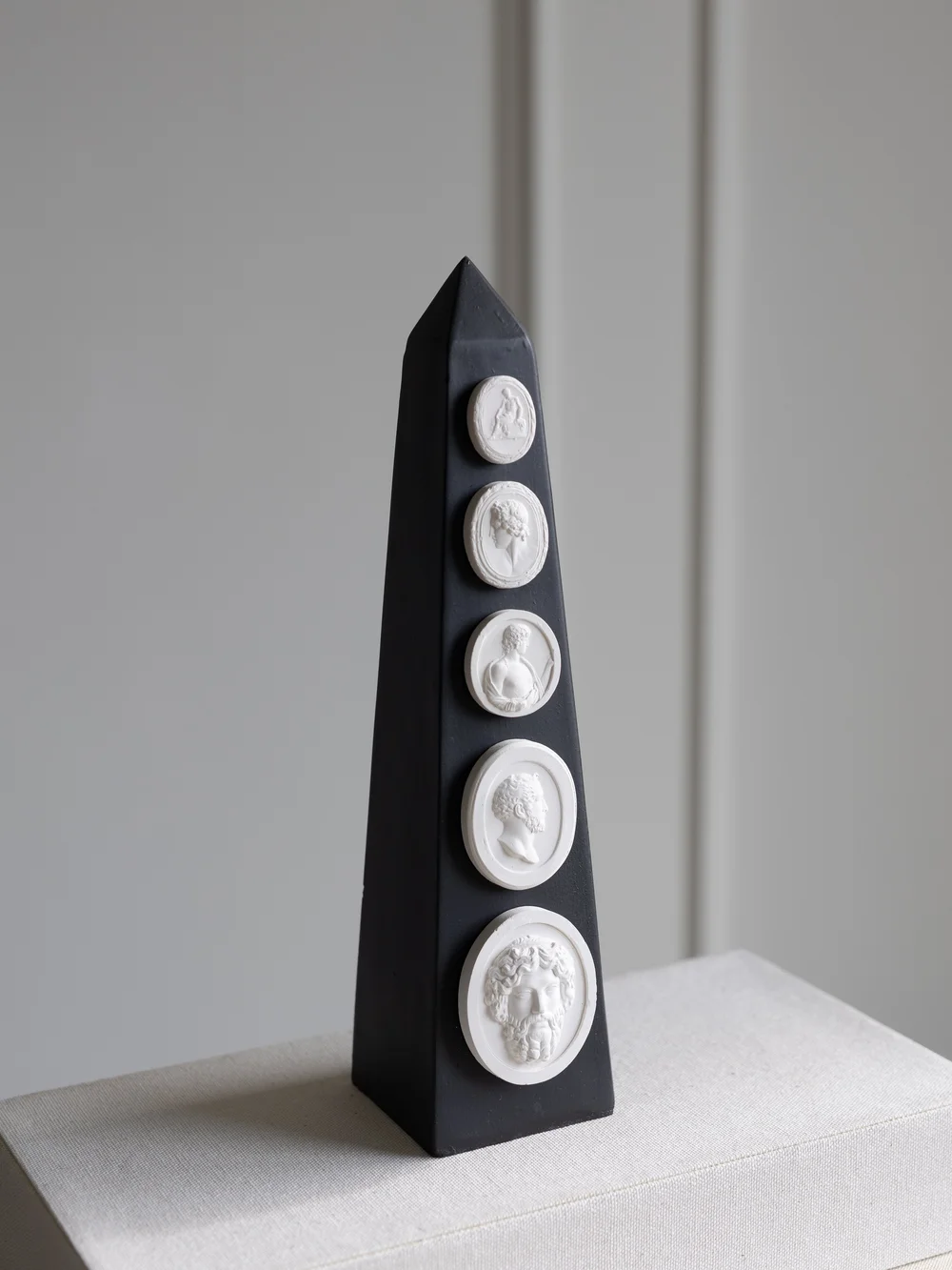 Large Checkered Obelisk 2 — STATUETTE
