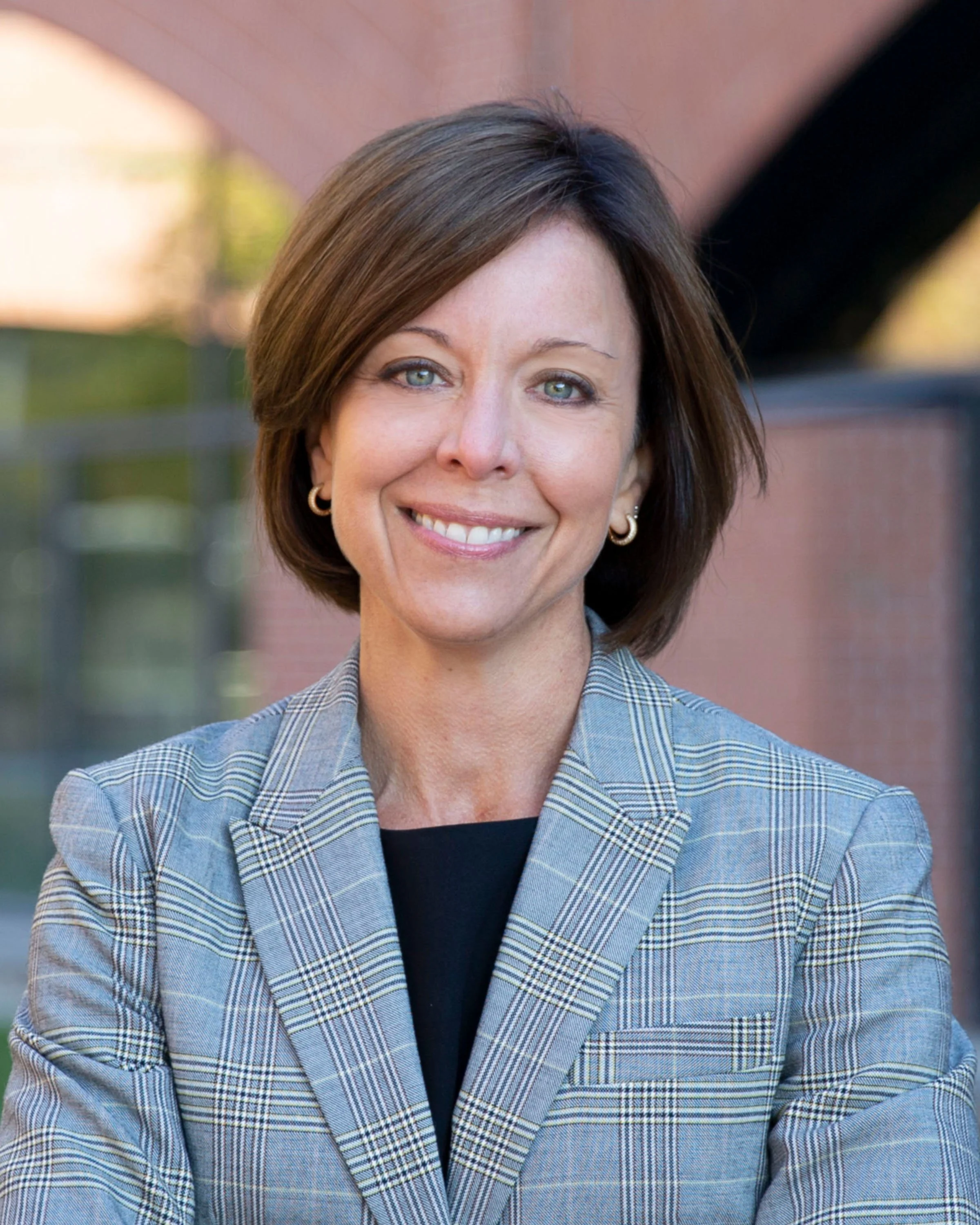 Jennifer Robin — Loeb Leadership