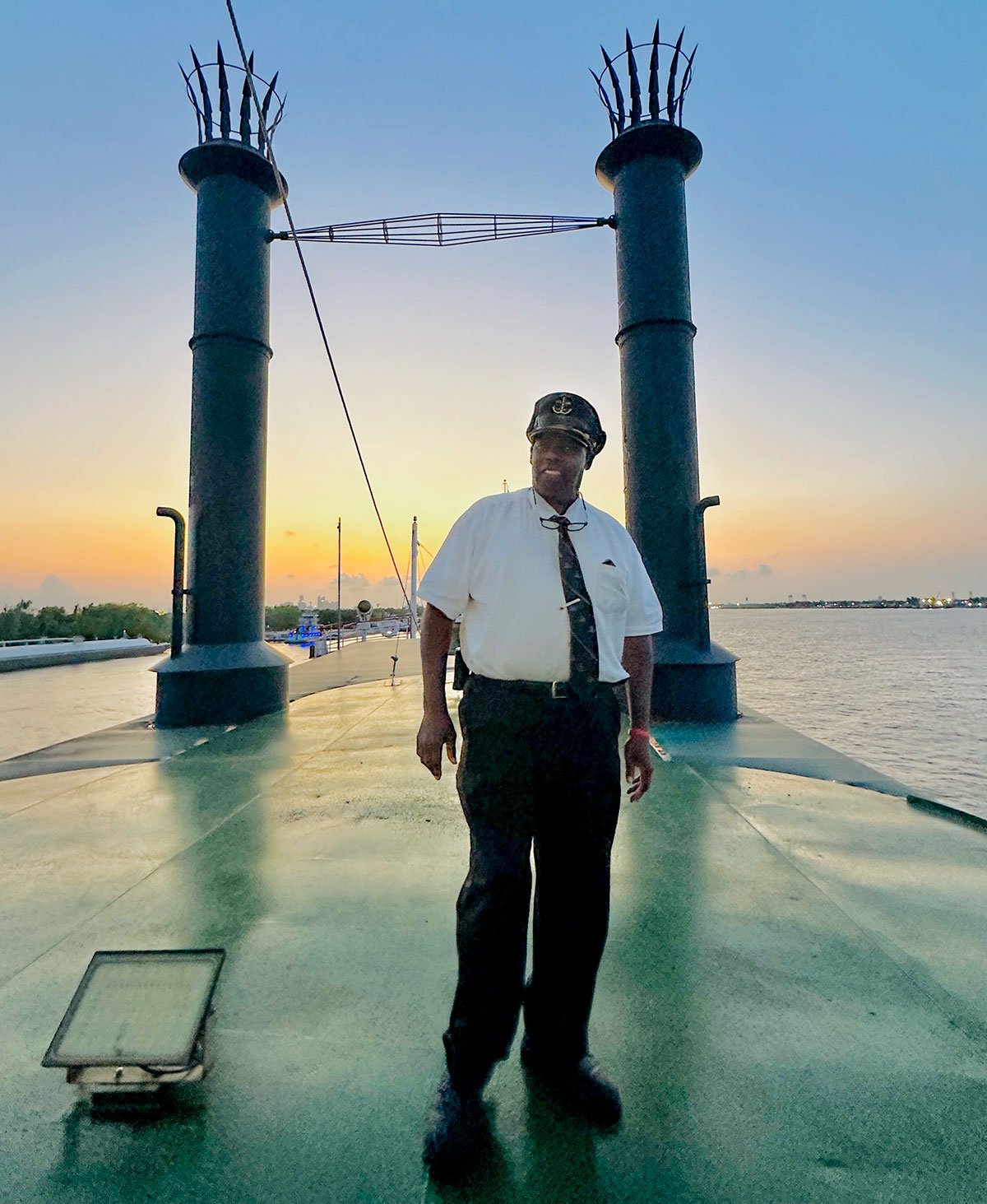 Captain Robert Mitchell and Steamboat Natchez: A Five-Decade Love Affair