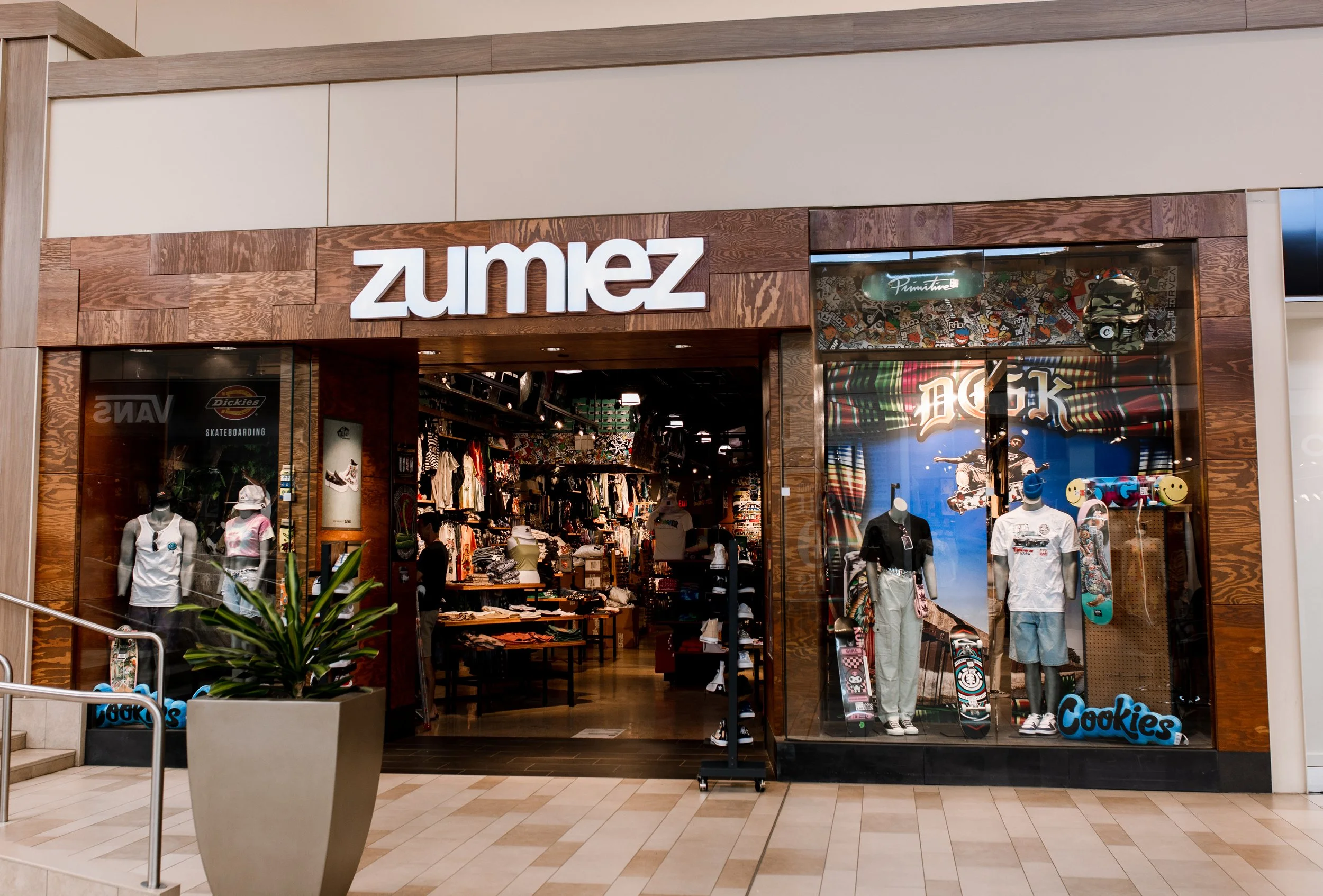 Zumiez — Foothills