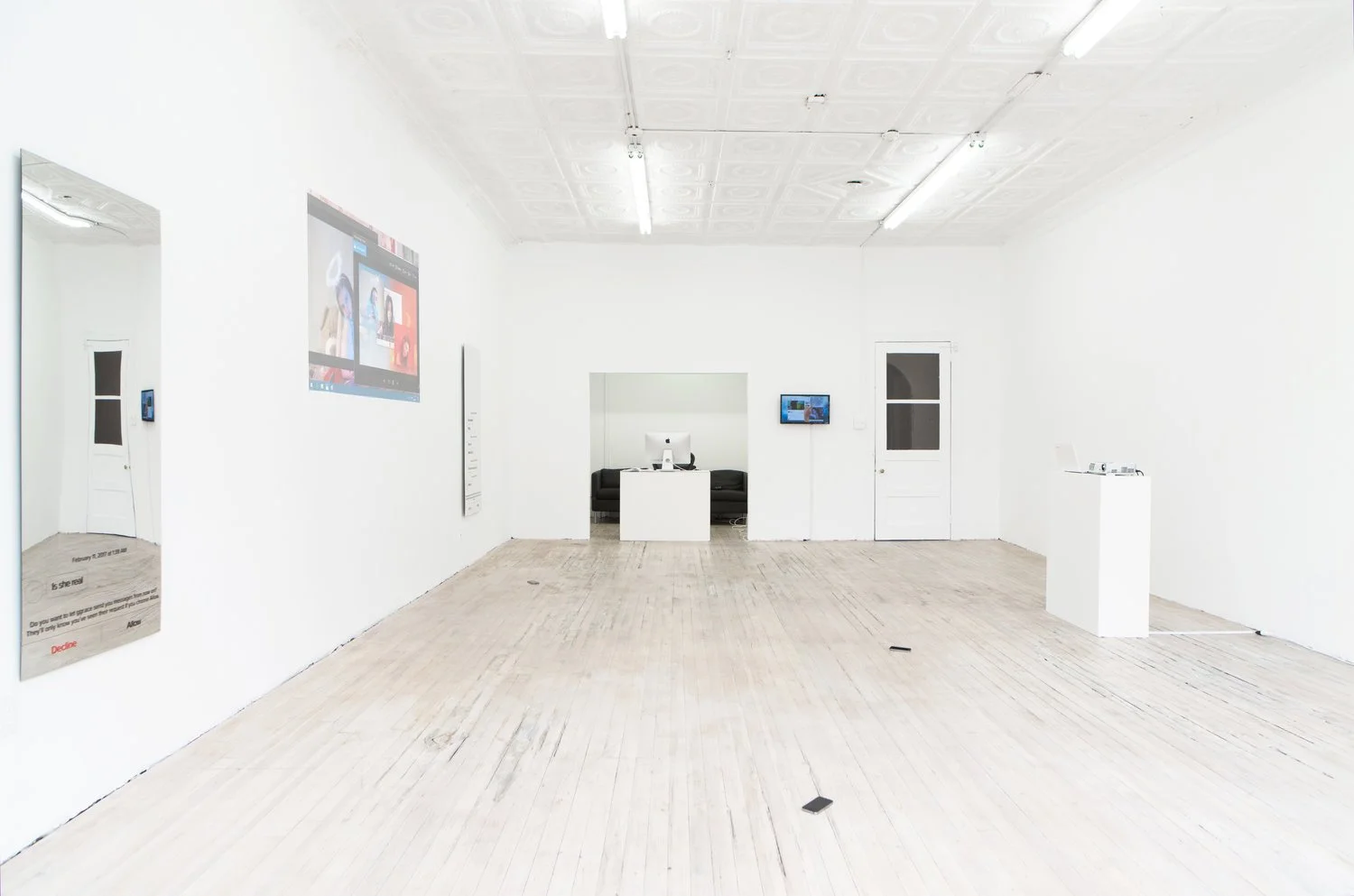 I'm Just Happy to Be Here Molly Soda — Jack Barrett Gallery