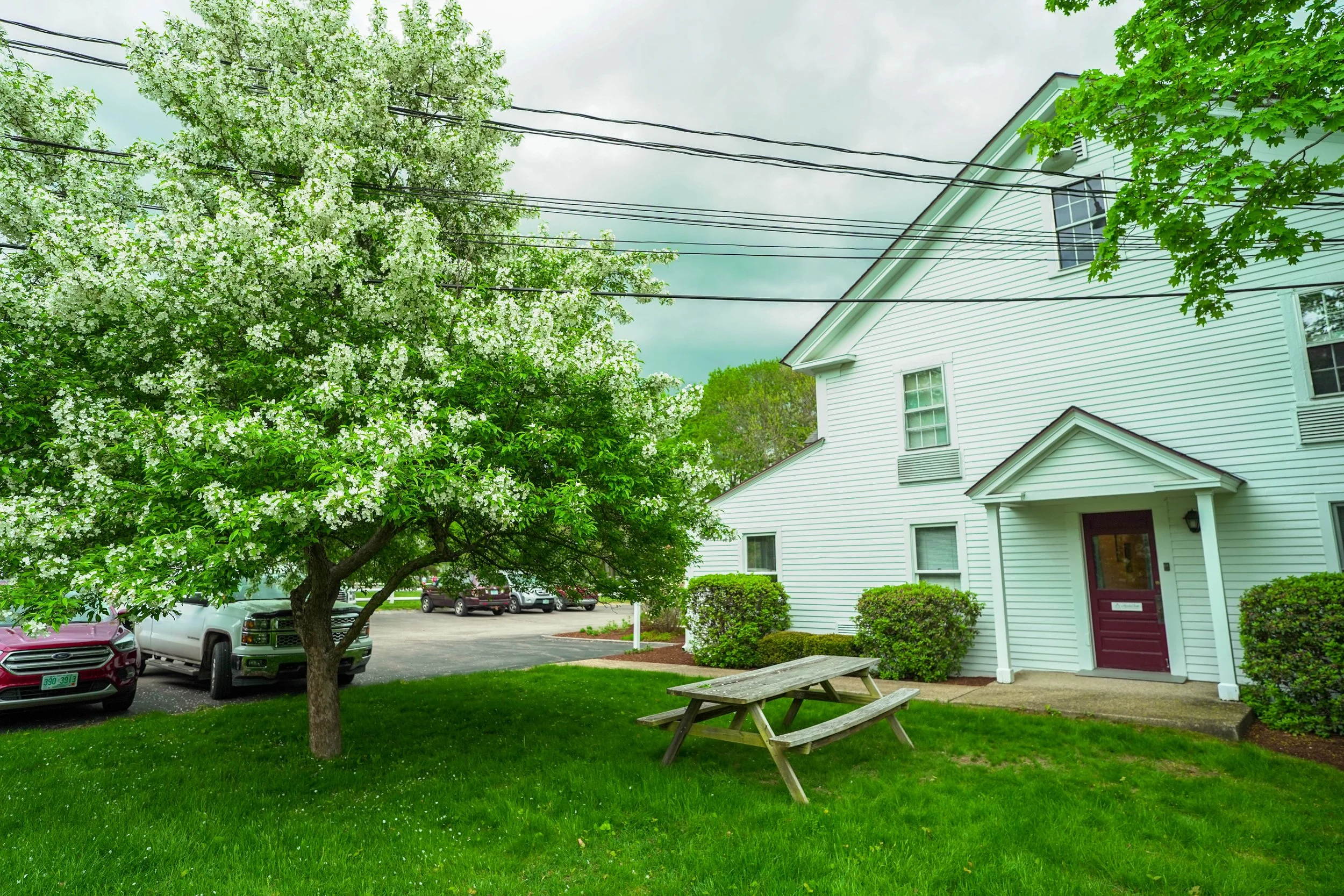 Middle Path | Amherst, New Hampshire Counseling and Therapy