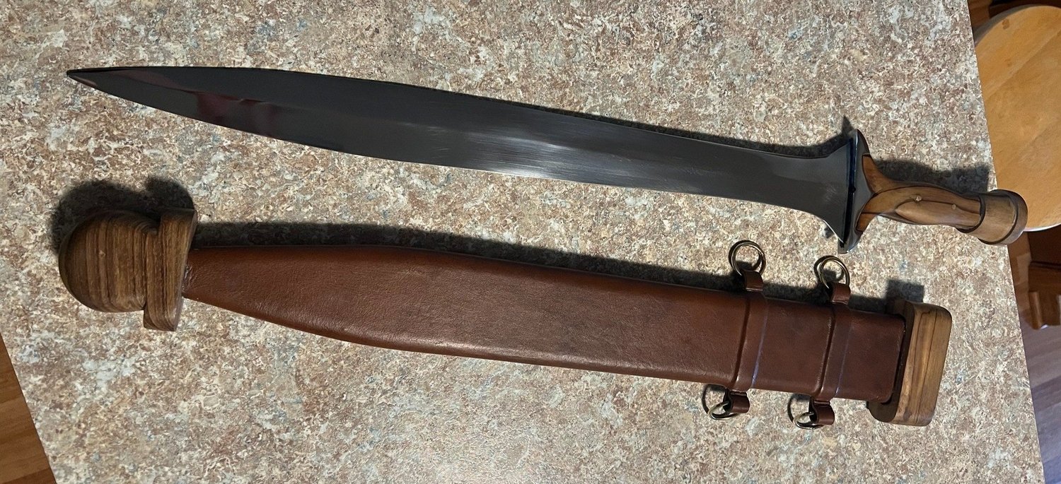 Swords & Scabbards — The Greek Phalanx: Recreating the Hoplite