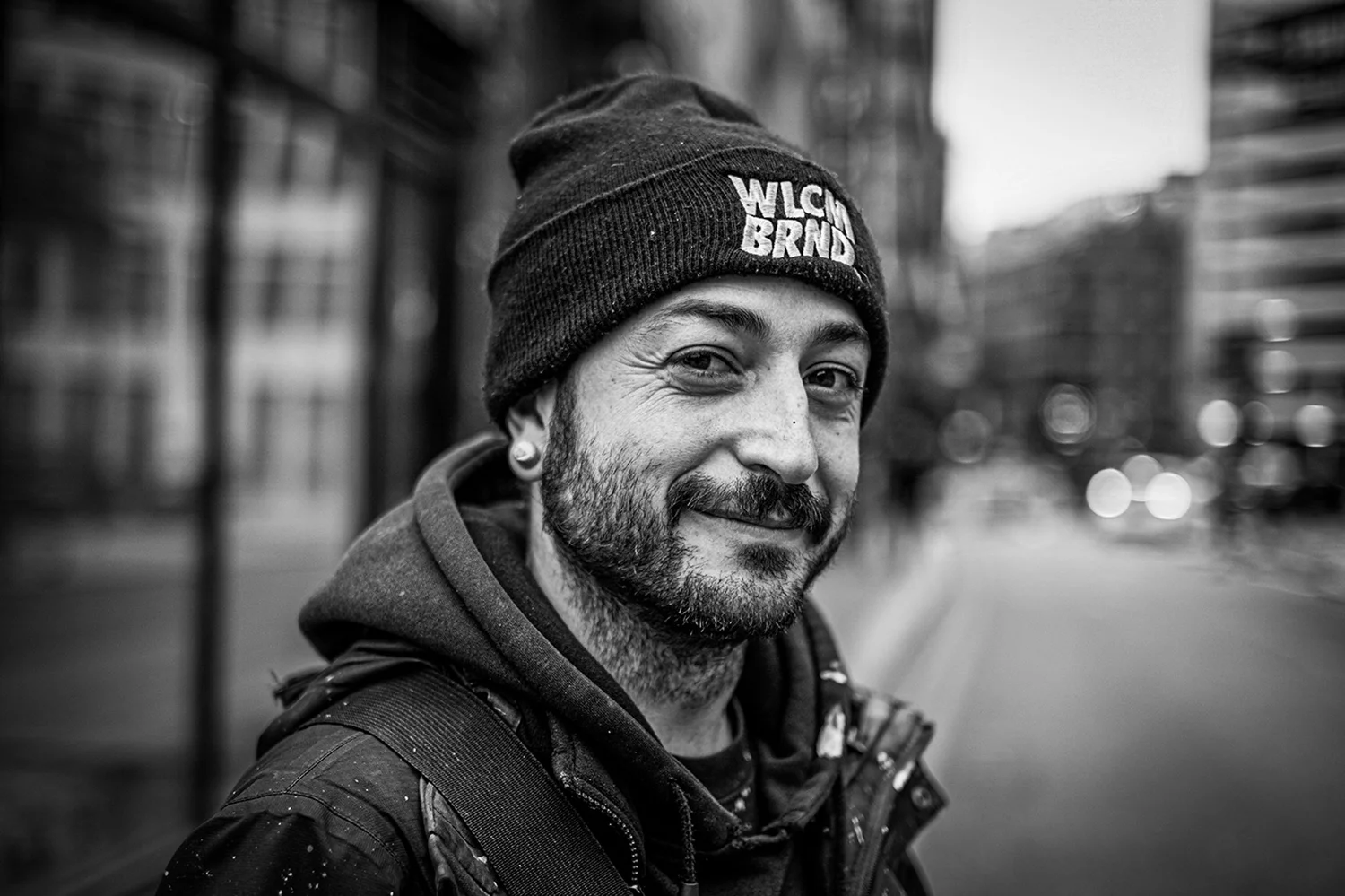 How to shoot street portraits — StreetSnappers Street Photography Workshops