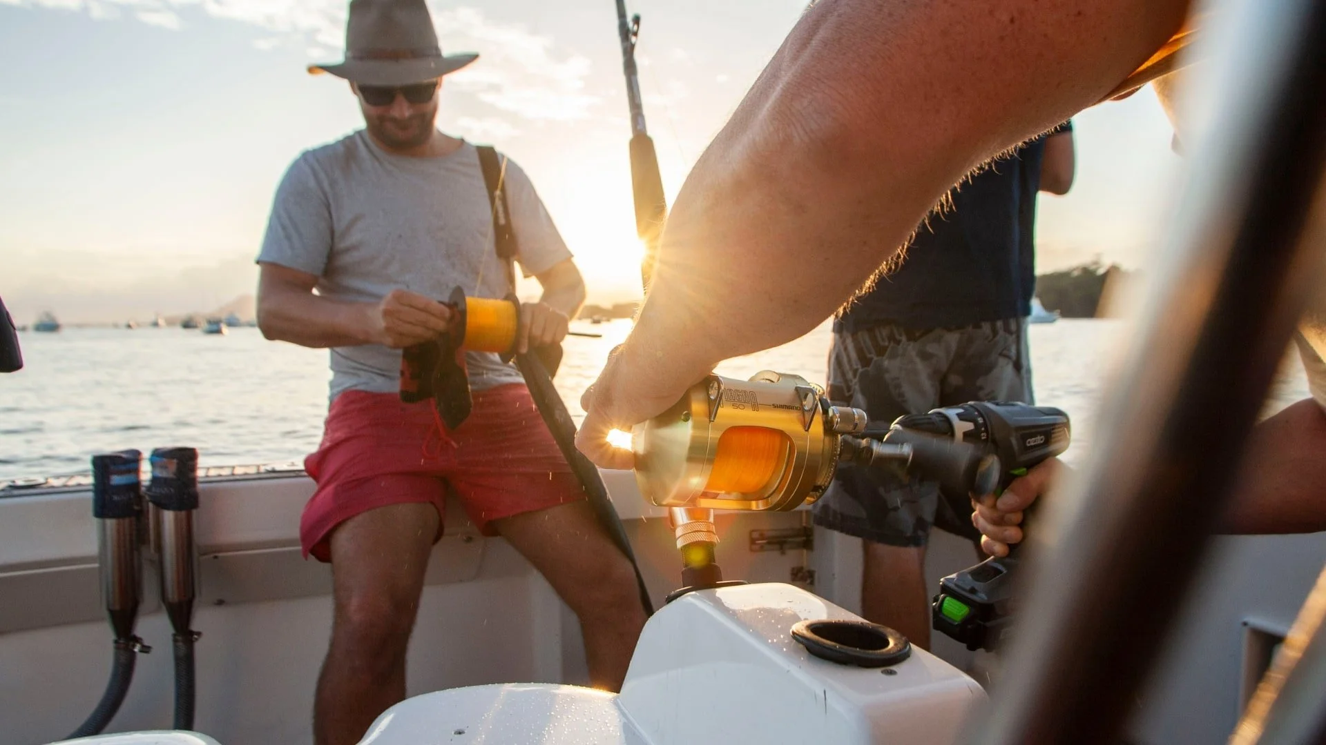 Free Boating and Fishing App - DECKEE