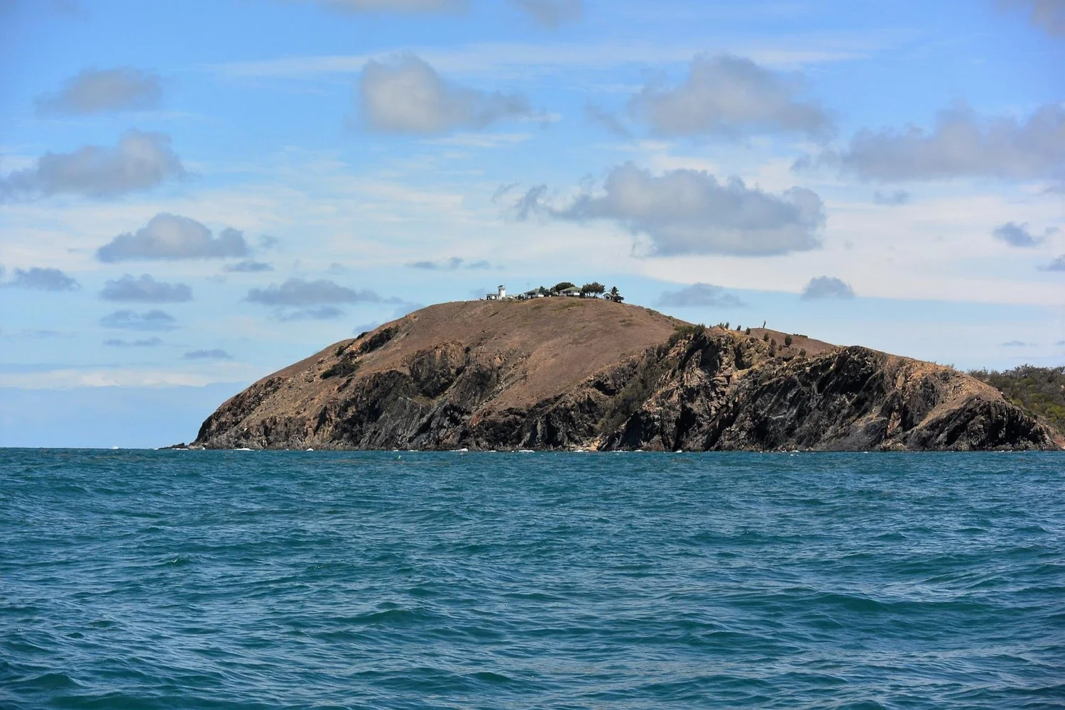 Five lighthouses in Queensland that every boatie should visit — DECKEE