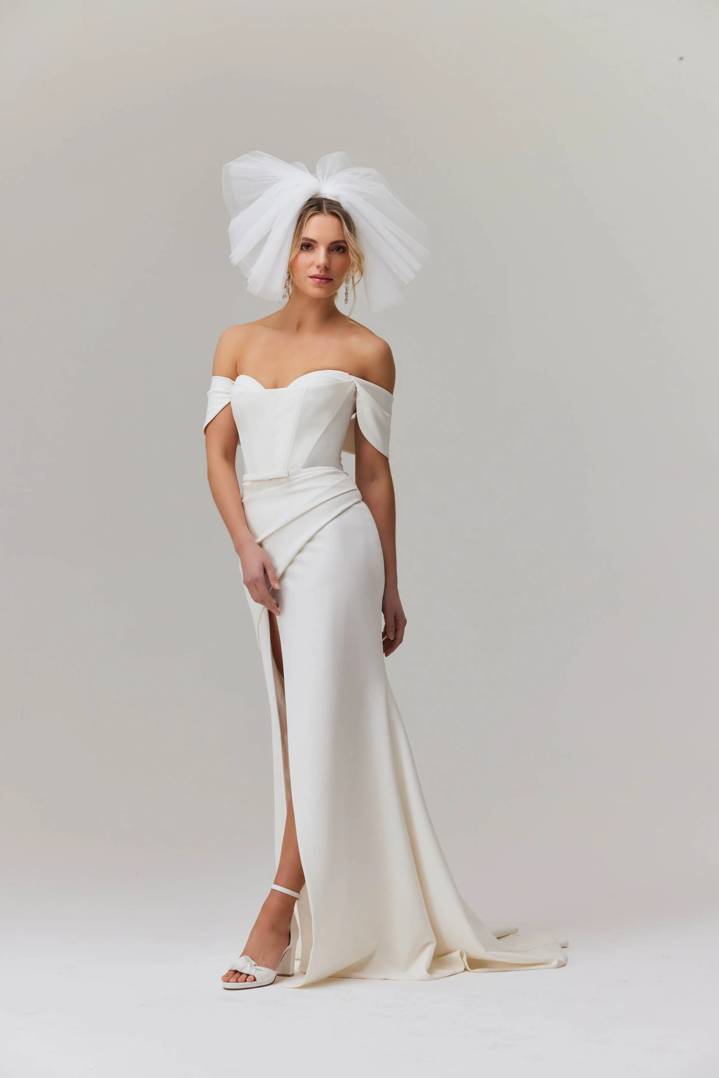 Miss Chloe Bridal Trunk Show - Contemporary & Modern Wedding Dresses ...