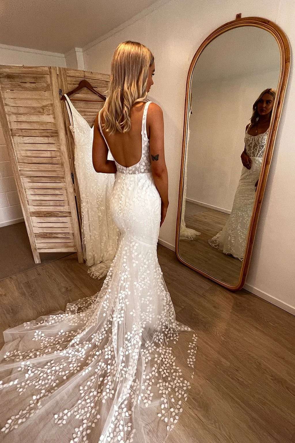 Sarah Alouche - Kiss Wedding Dress — LUMI: Bridal Shop Hitchin ...