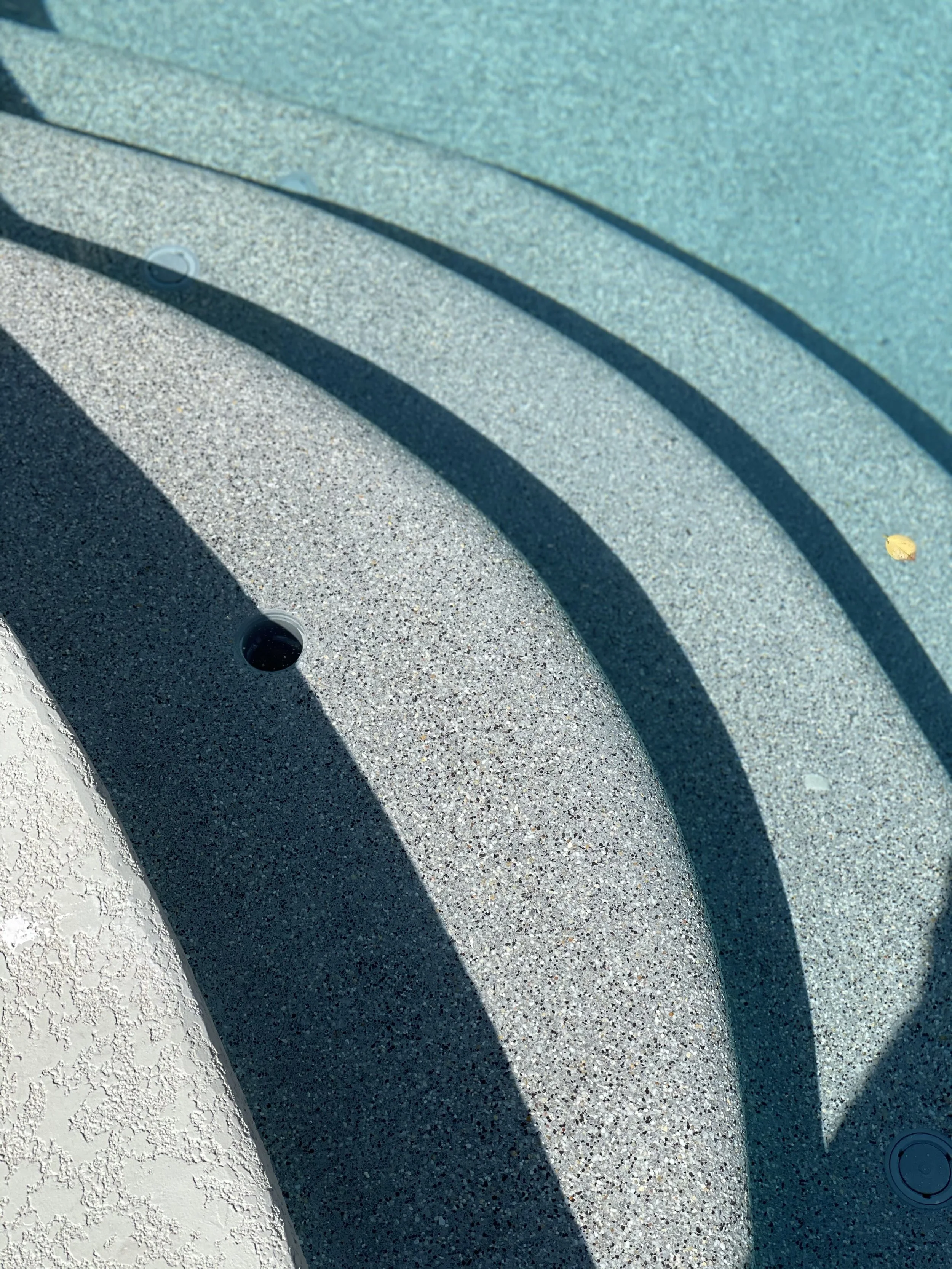 (Mini Pebble) - French — MercuryPool