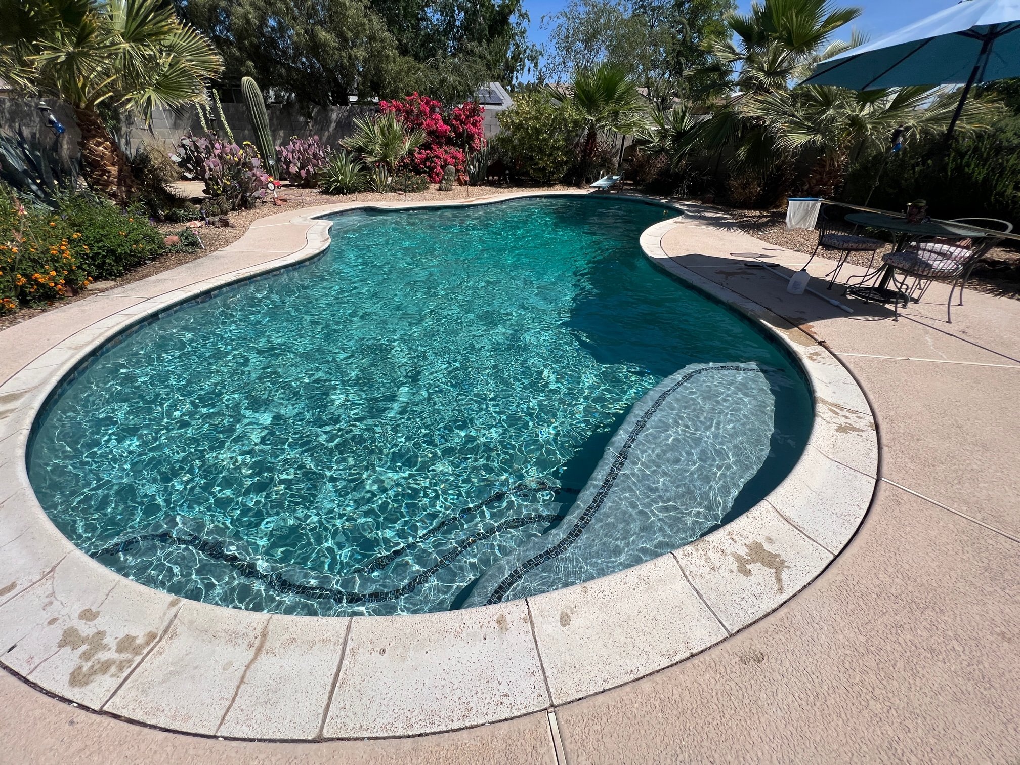 (Mini Pebble) - Lakeside — MercuryPool