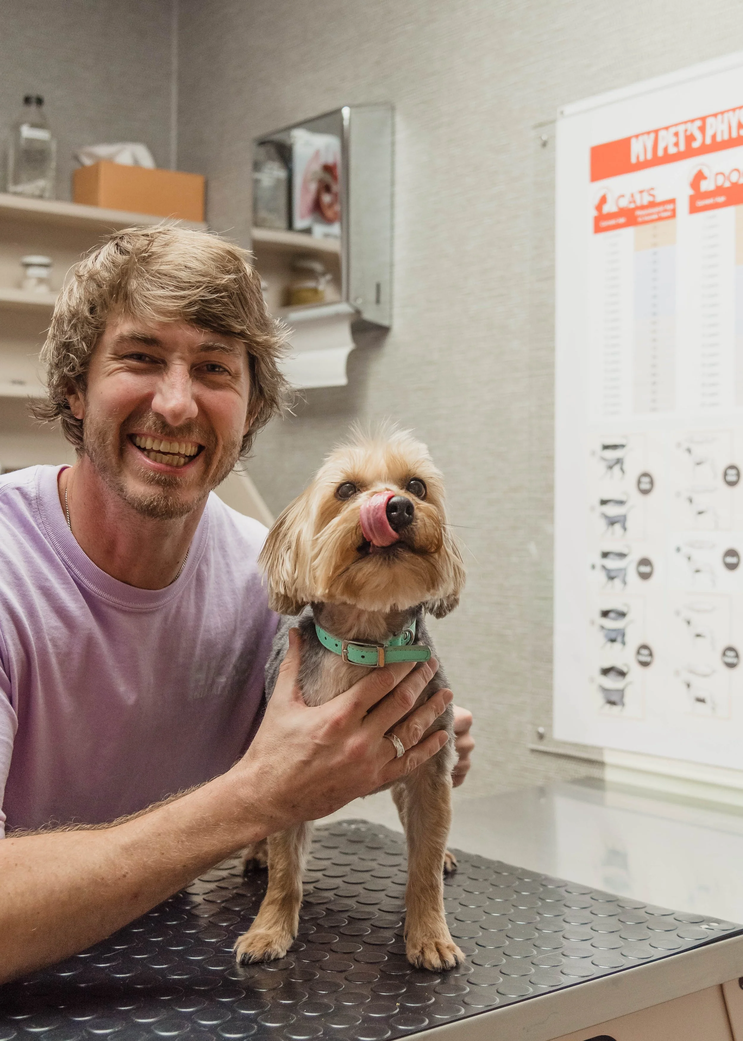 Veterinary Care Team - Animal Hospital - Hicks Animal Clinic