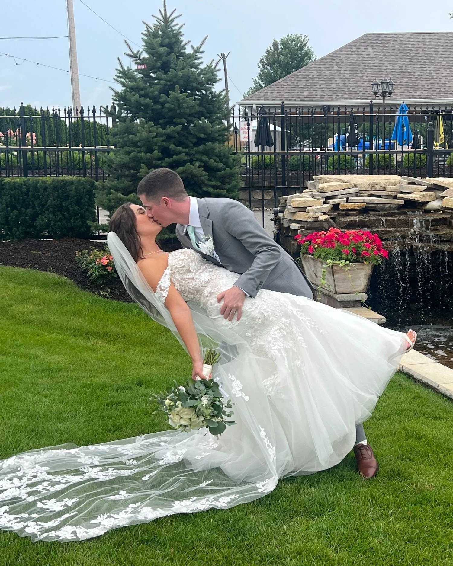 Coley Rose Fine Art- Live Wedding Painter in Southern Illinois- Carbondale