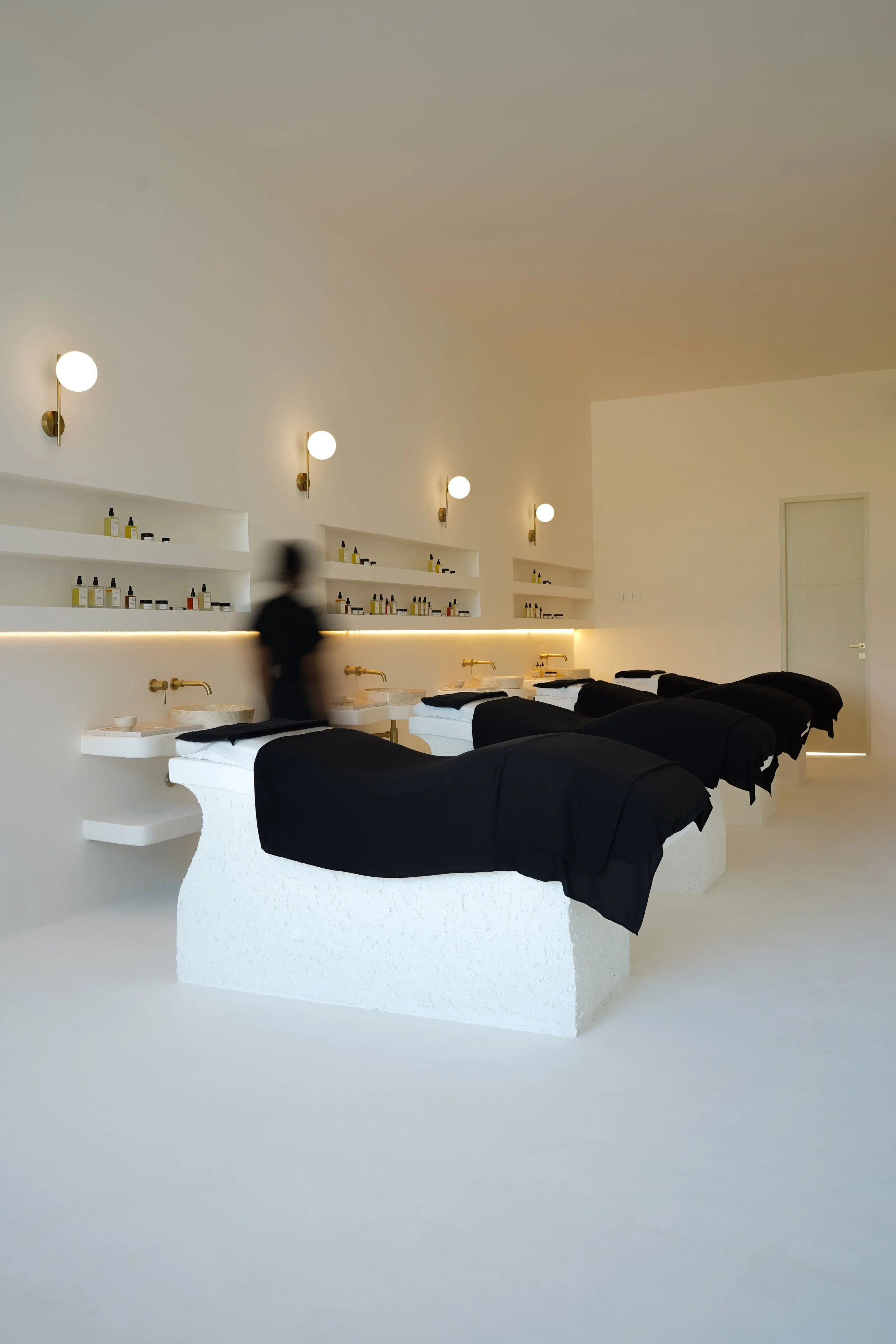 Facial Studio Uluwatu Bingin — AWILD