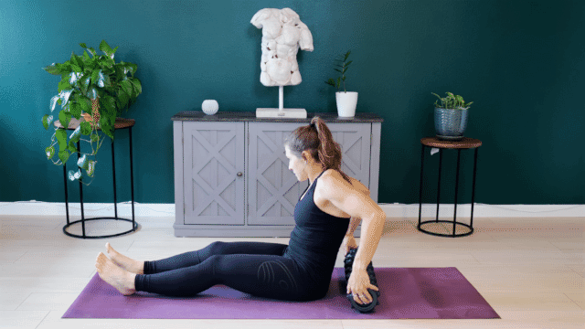 How to Foam Roll The Upper Back — Verdure Sports Massage