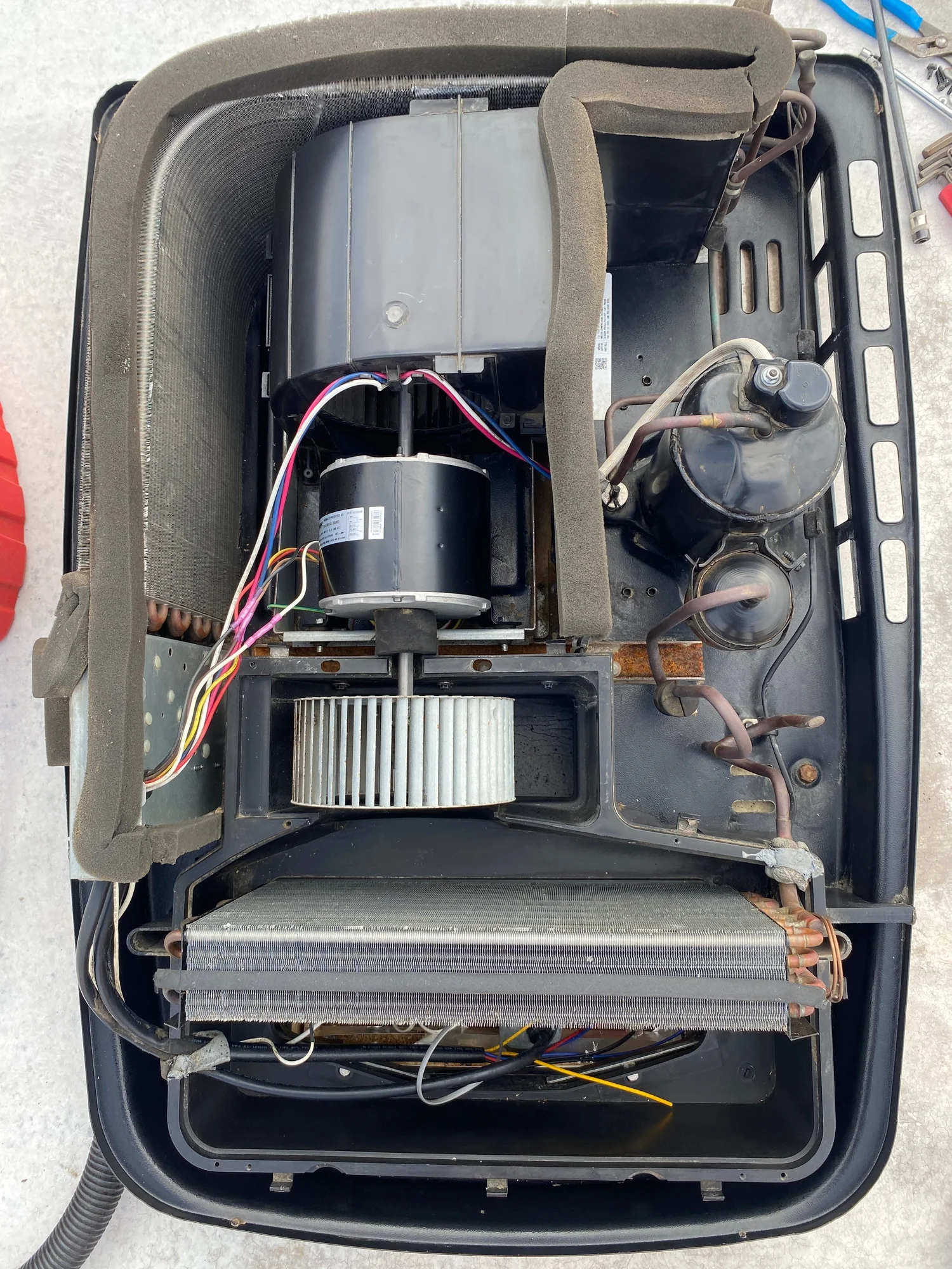 RV AC Repair & Replacement | Mobile RV Air Conditioning Experts ...
