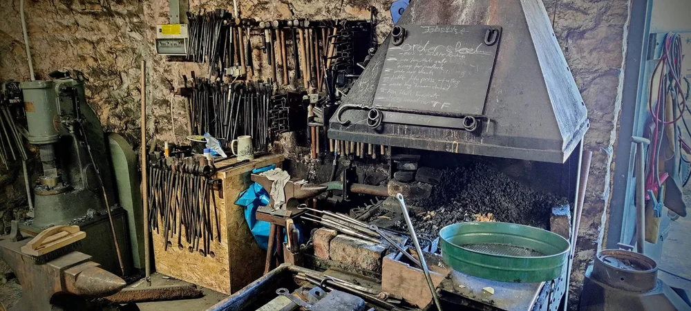 Classes | Middle Row Forge