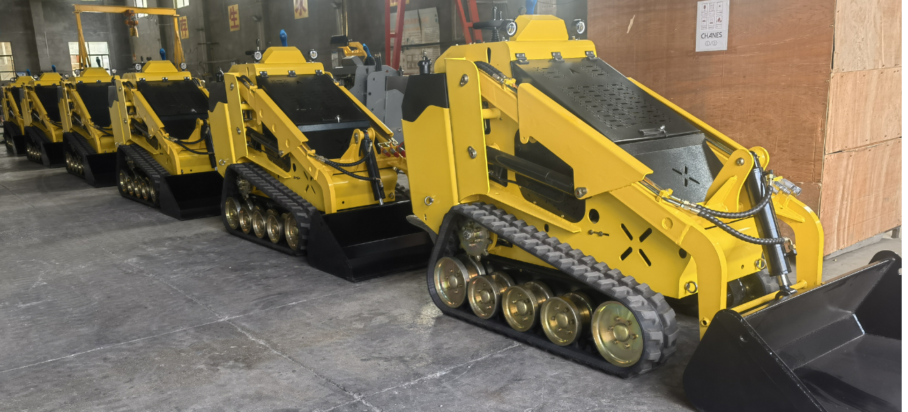 PEMBUILT | Mini Skid Steers from Mammut, Derette, Rippa, & Chanes ...