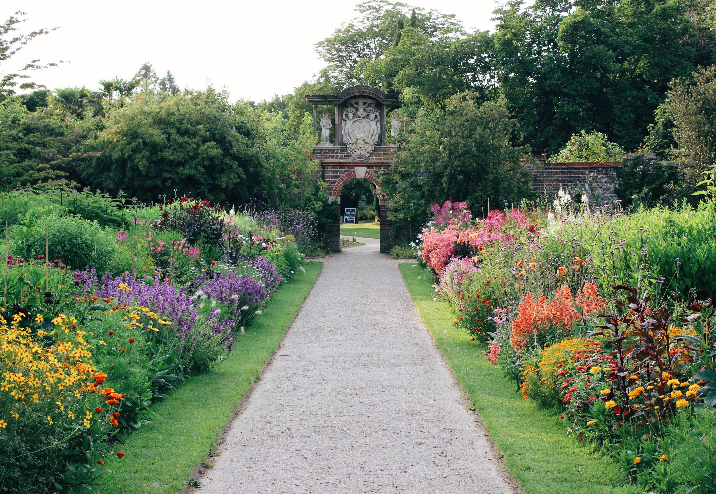 19 wonderful gardens in South East England (+ map)