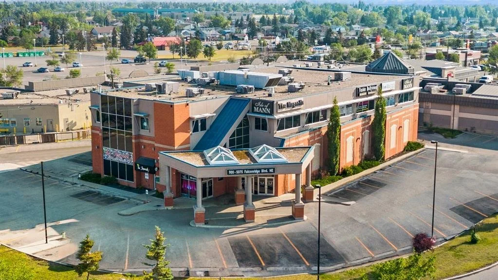 Magnolia Banquet Hall Commercial Real Estate in Calgary — Alberta ...