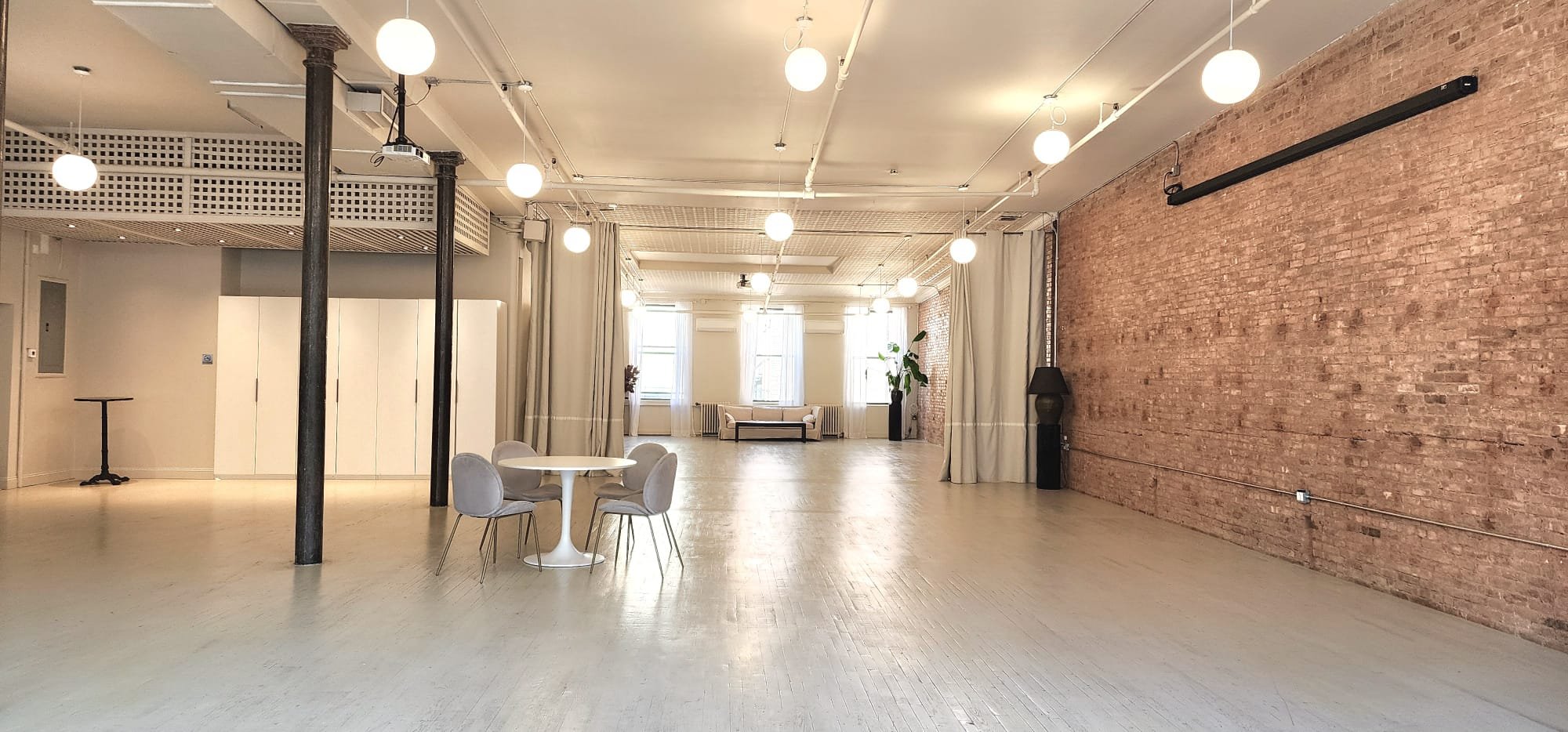 Virtual Tour — Sixth Floor Loft