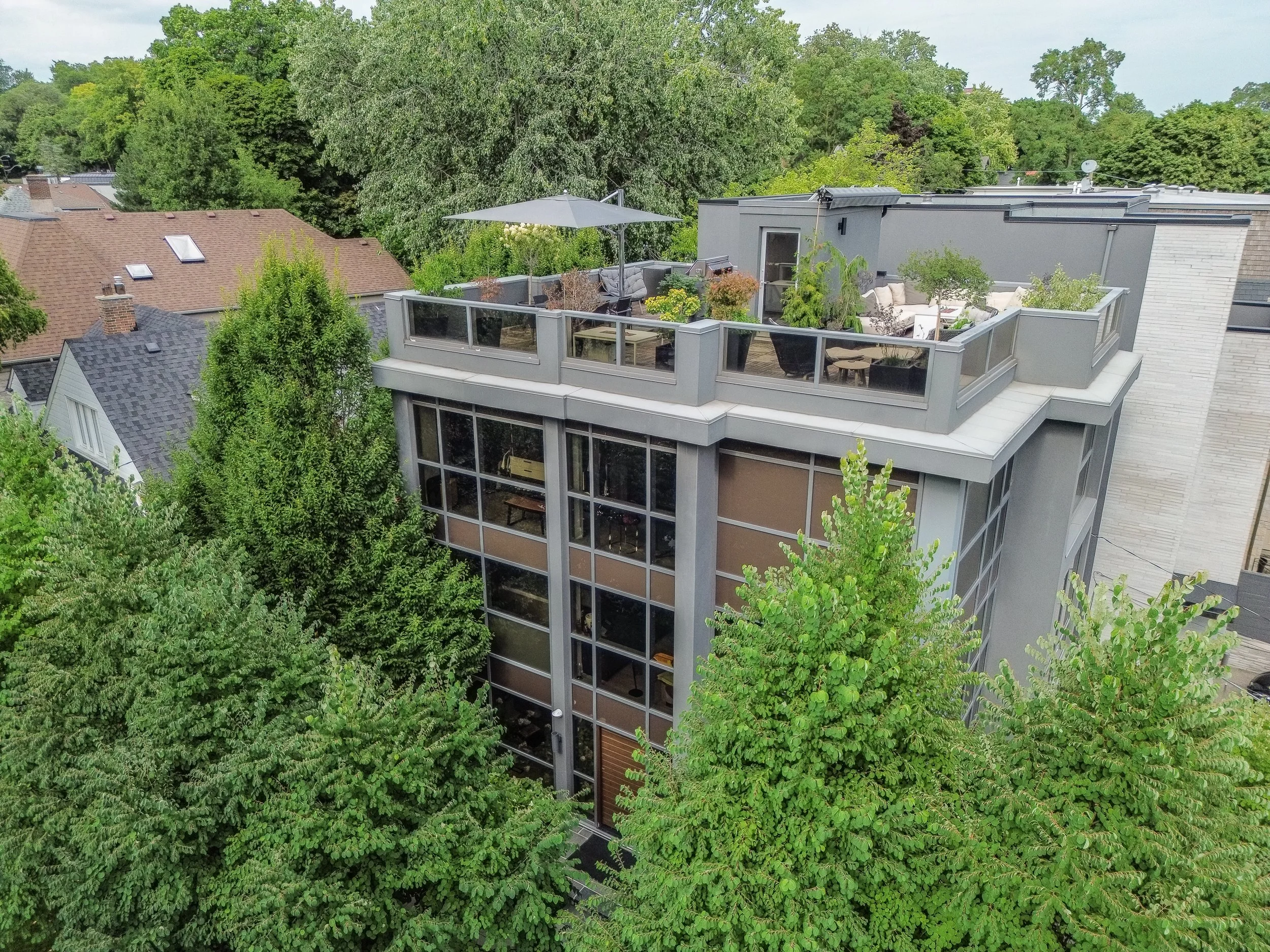 Paul & Christian Associates - 22 Cottingham Rd