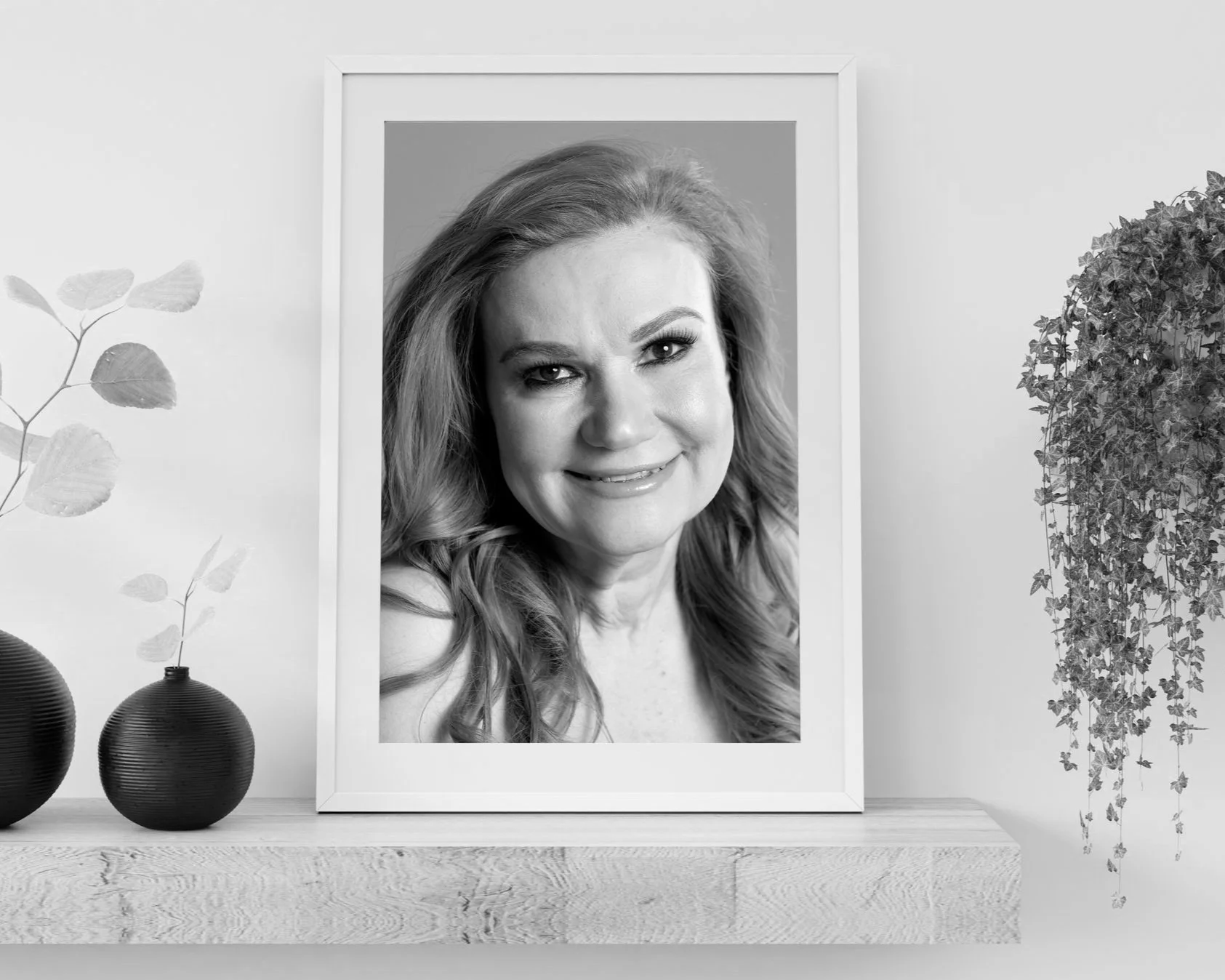 40 Inspirational Women Over 40 | Ellahrika.com