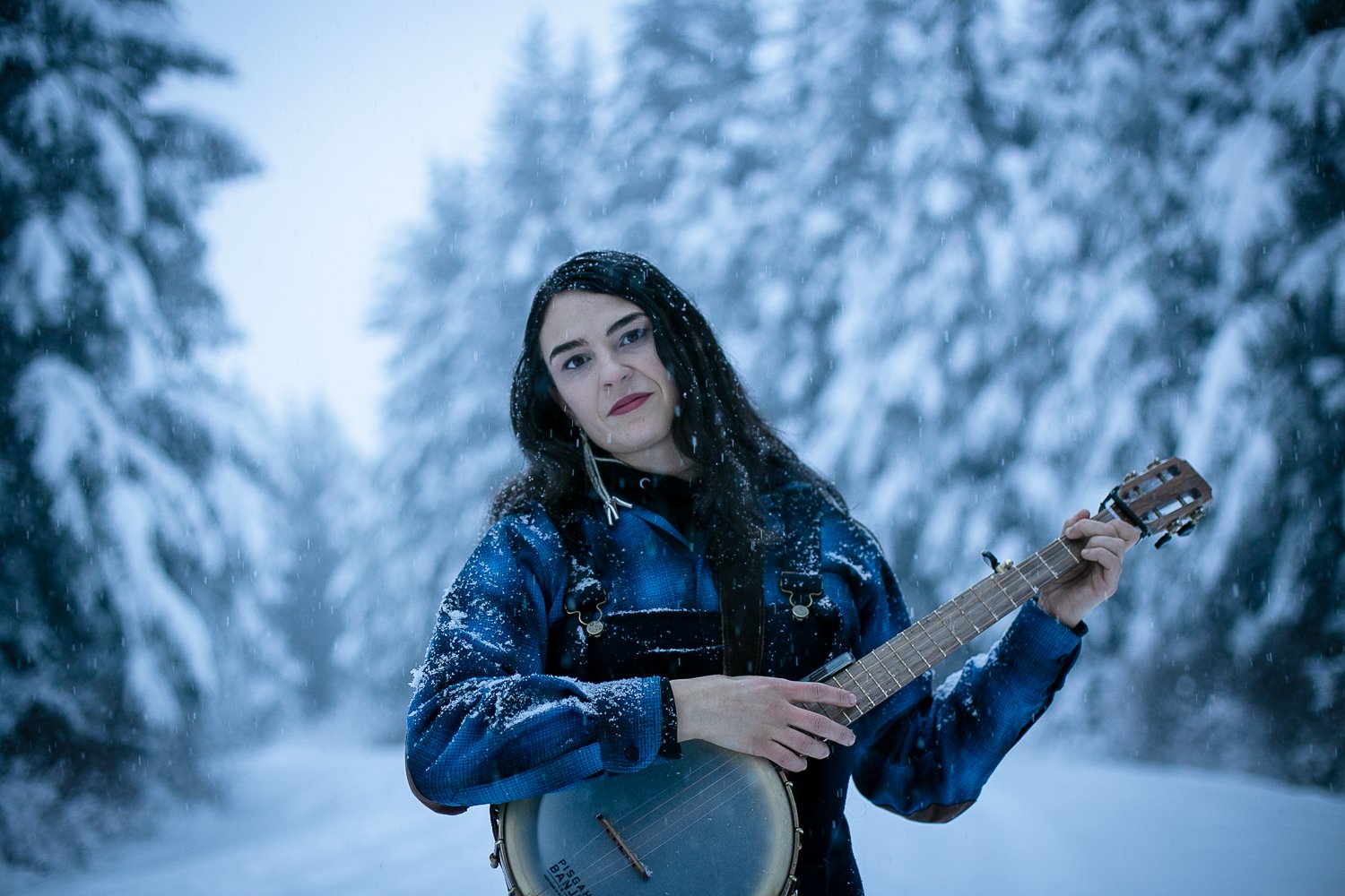 Sisters of White Chapel is Alaskan clawhammer banjo player Annie ...