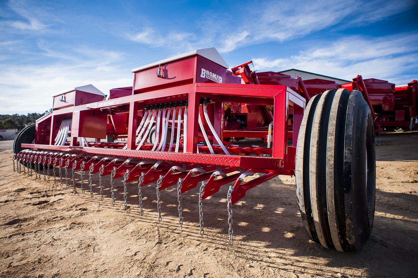 Multifeeder — Bomar Engineering