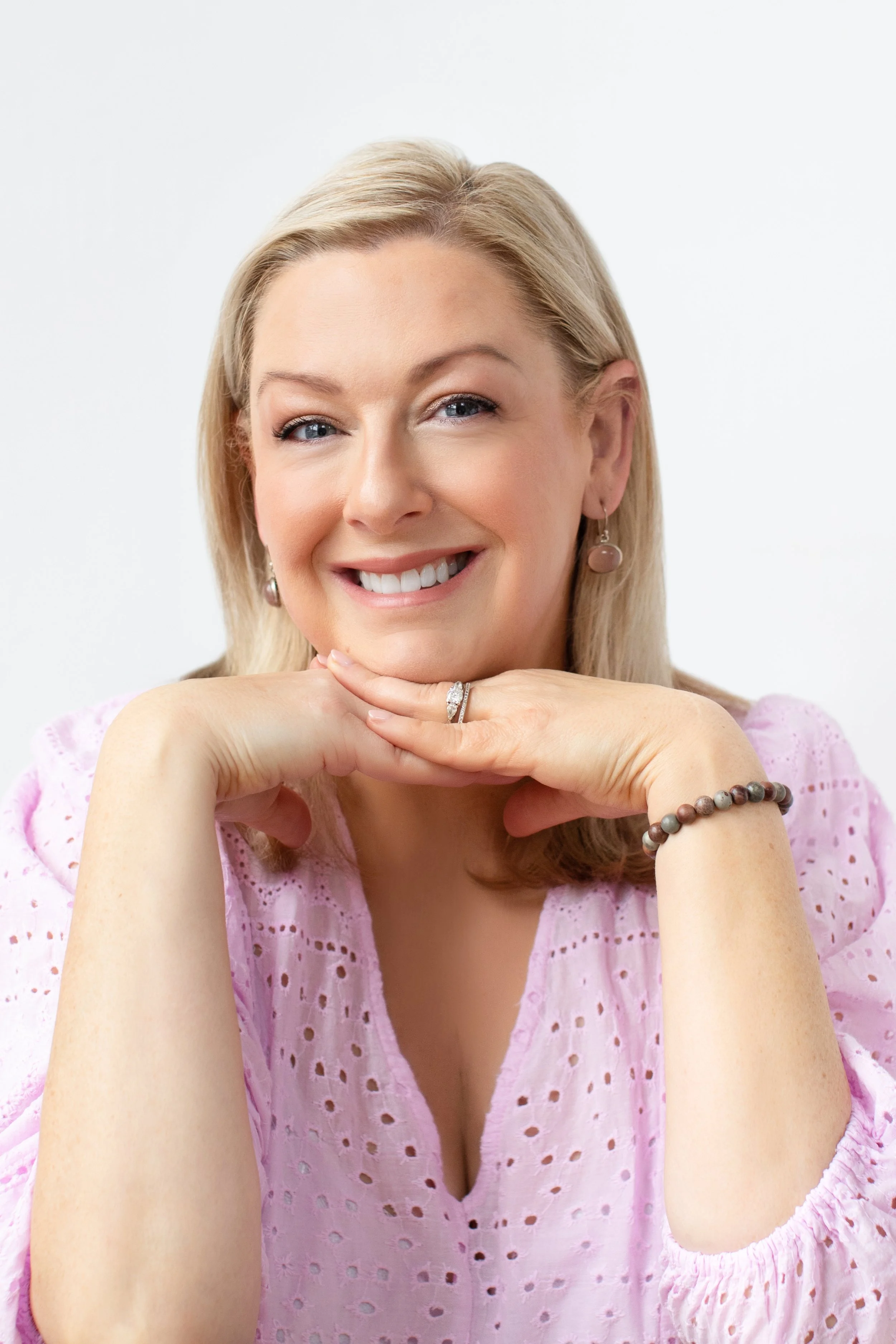 About — Simone Patrice | Psychic Medium & Energy Healing Therapist.