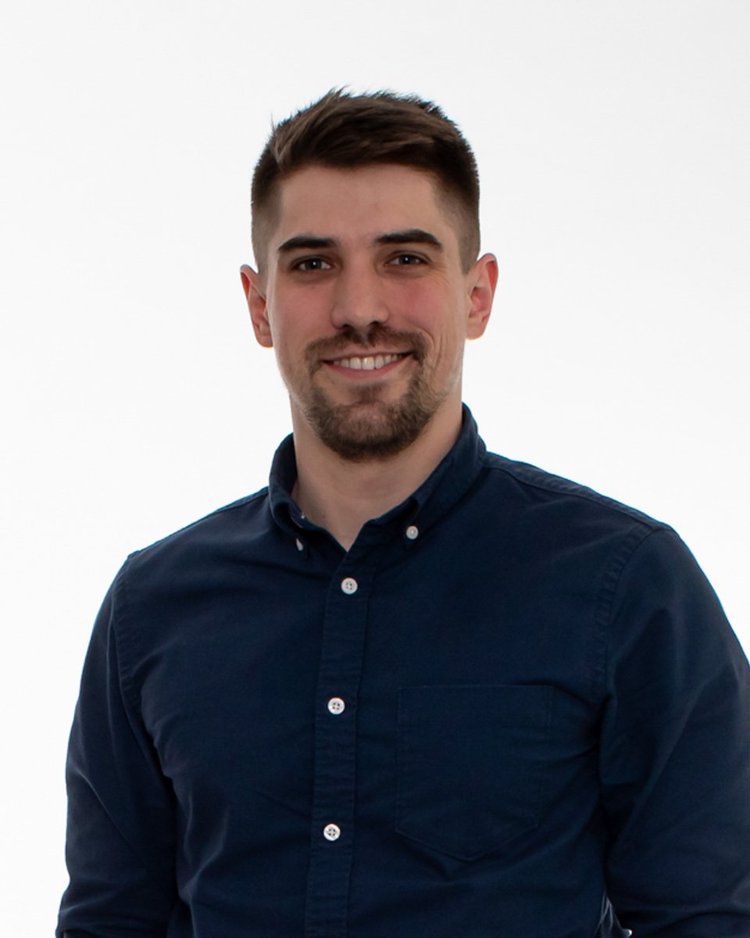 Members | Meet Our Expert Team — Linea 5