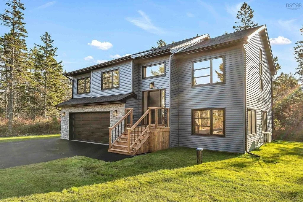 Split Entry Homes — Ramar Homes