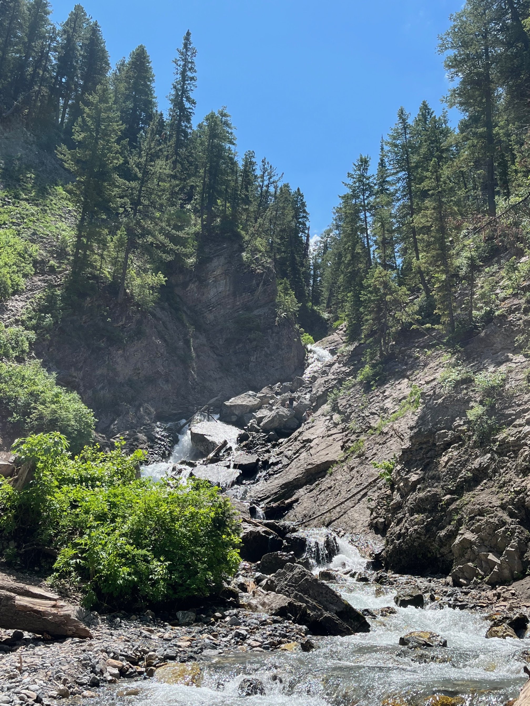 Donut Falls Hike in Salt Lake City, Utah: A Guide