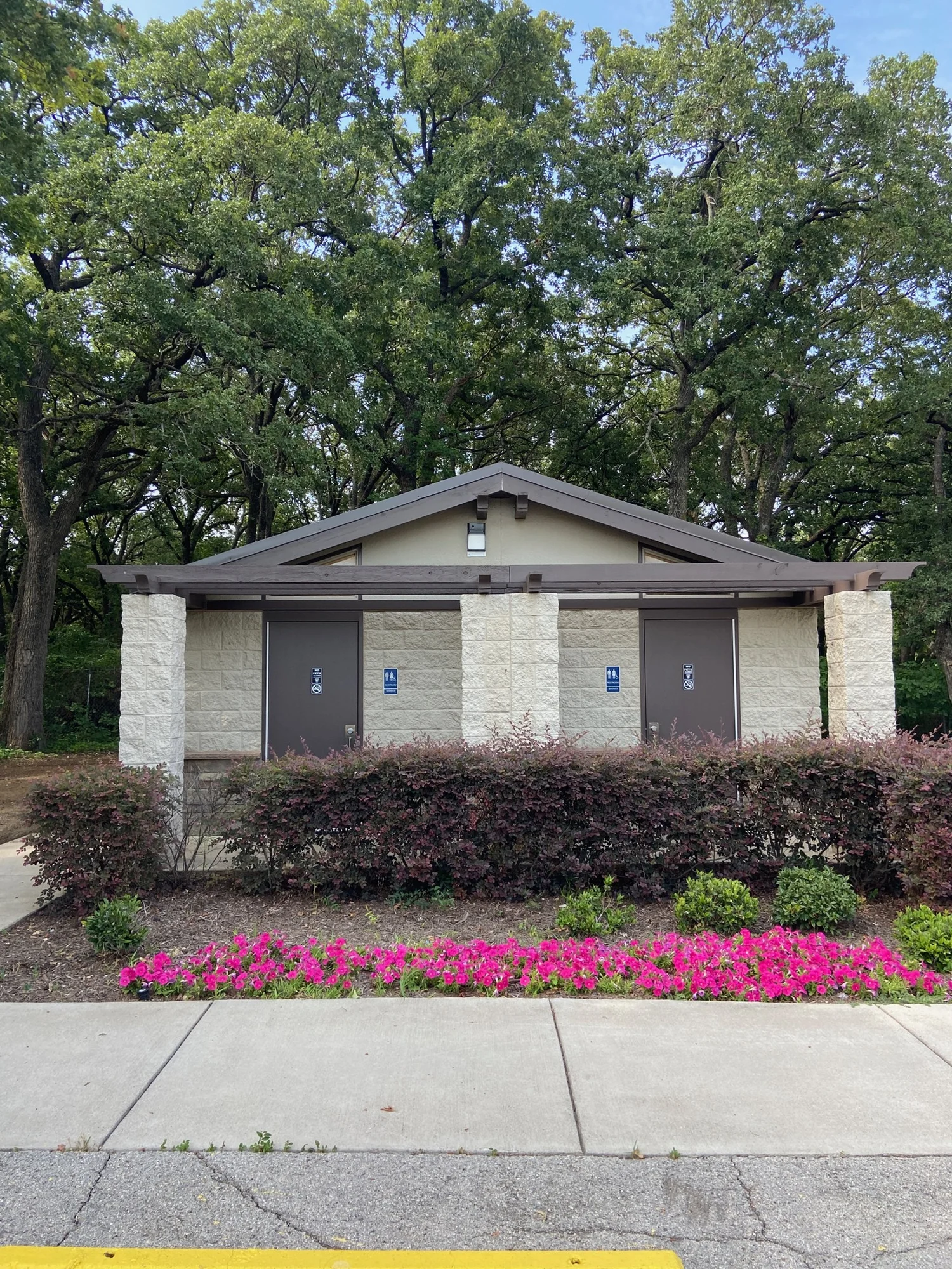 The Vineyards Campground in Grapevine, Texas: A Review