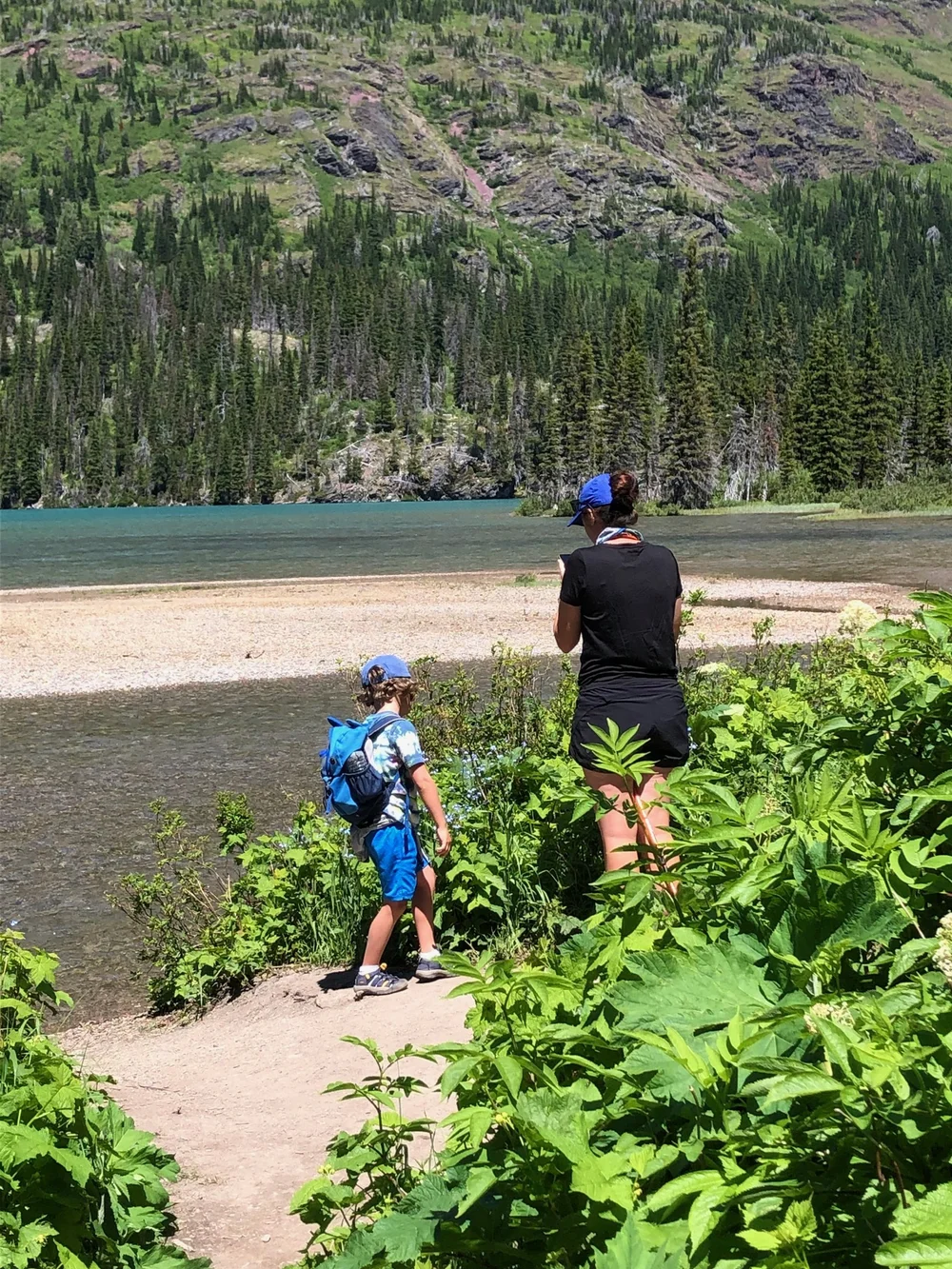 How to Make Hiking Fun for Kids + Printable Scavenger Hunt