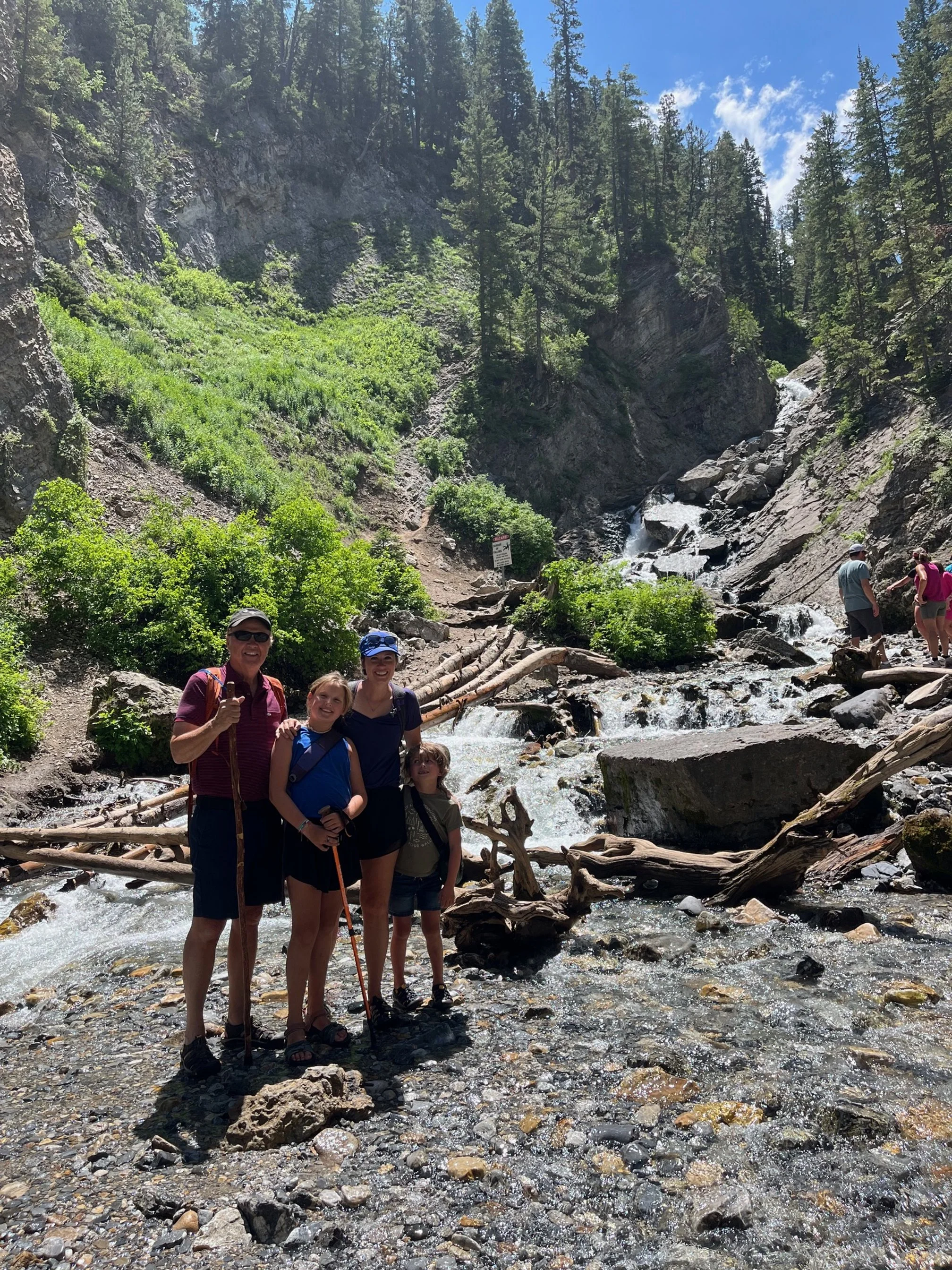 Donut Falls Hike in Salt Lake City, Utah: A Guide